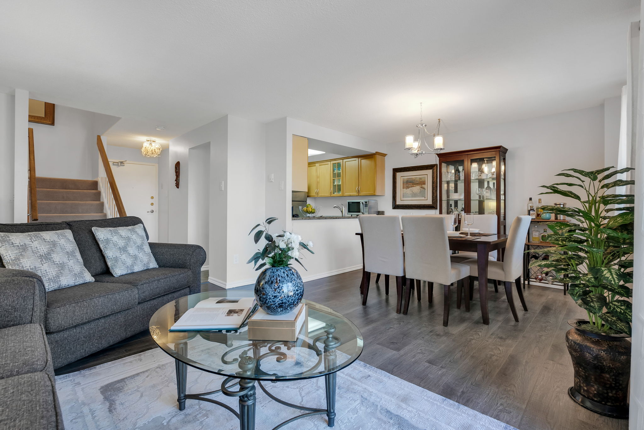 2630 Southvale Crescent 116 Ottawa | InsideOut Media