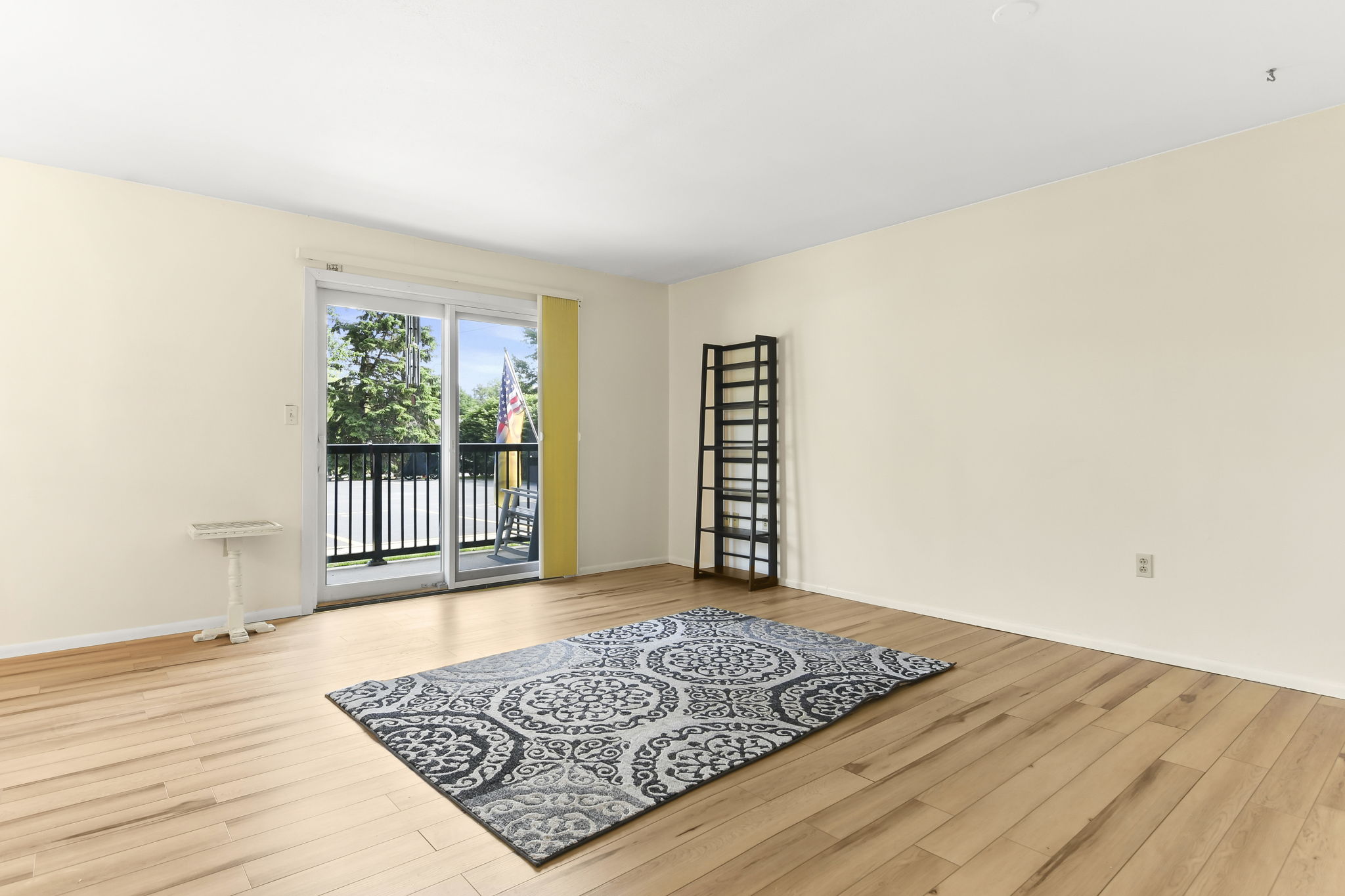 2650 Cooper Ave 101, Springfield, IL 62704 | Design Eyes Photography