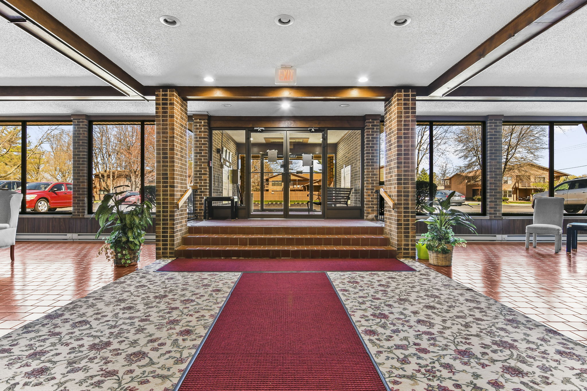 2650 Cooper Ave 101, Springfield, IL 62704 | Design Eyes Photography