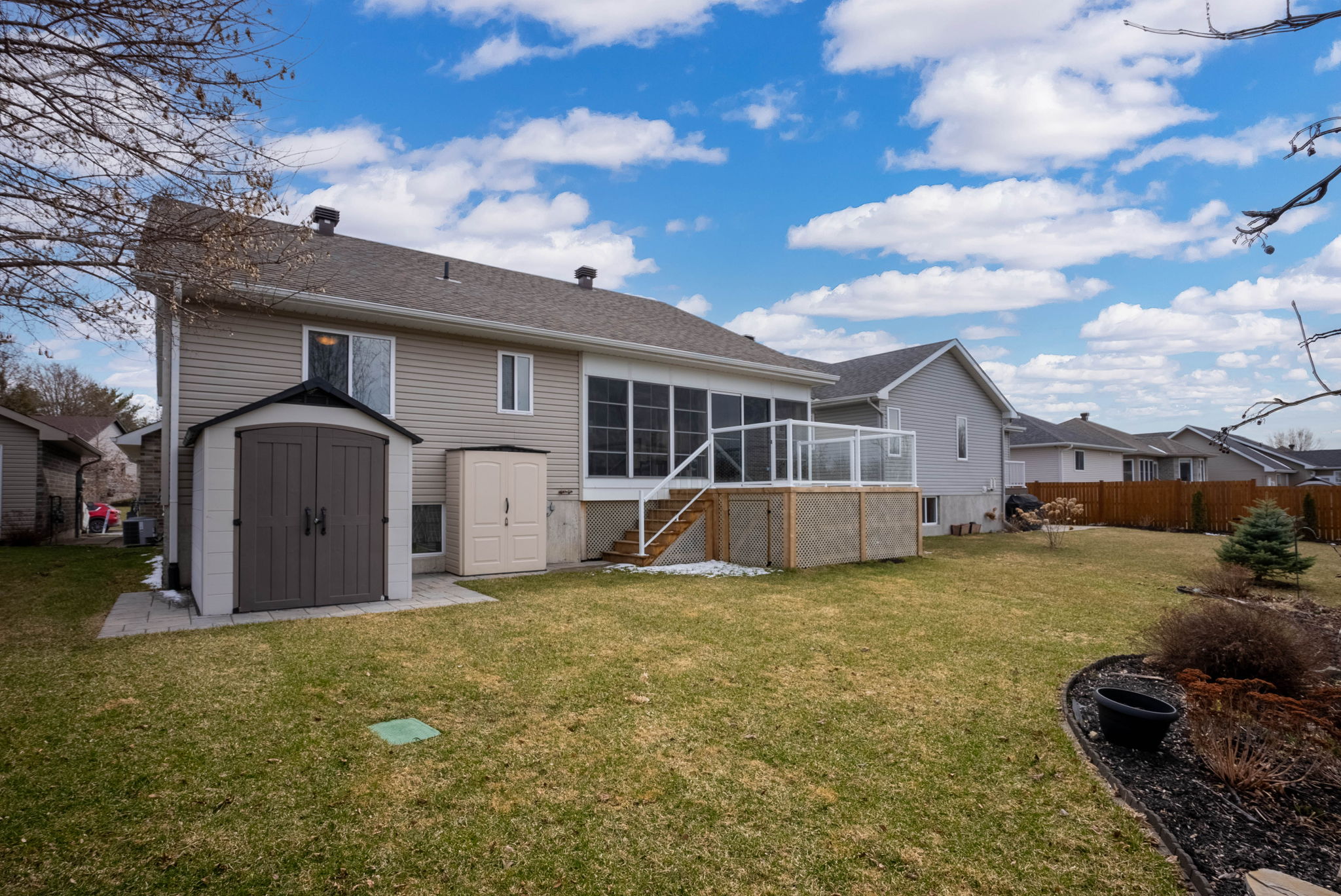 275 Valerie Elizabeth Ct Cornwall | InsideOut Media