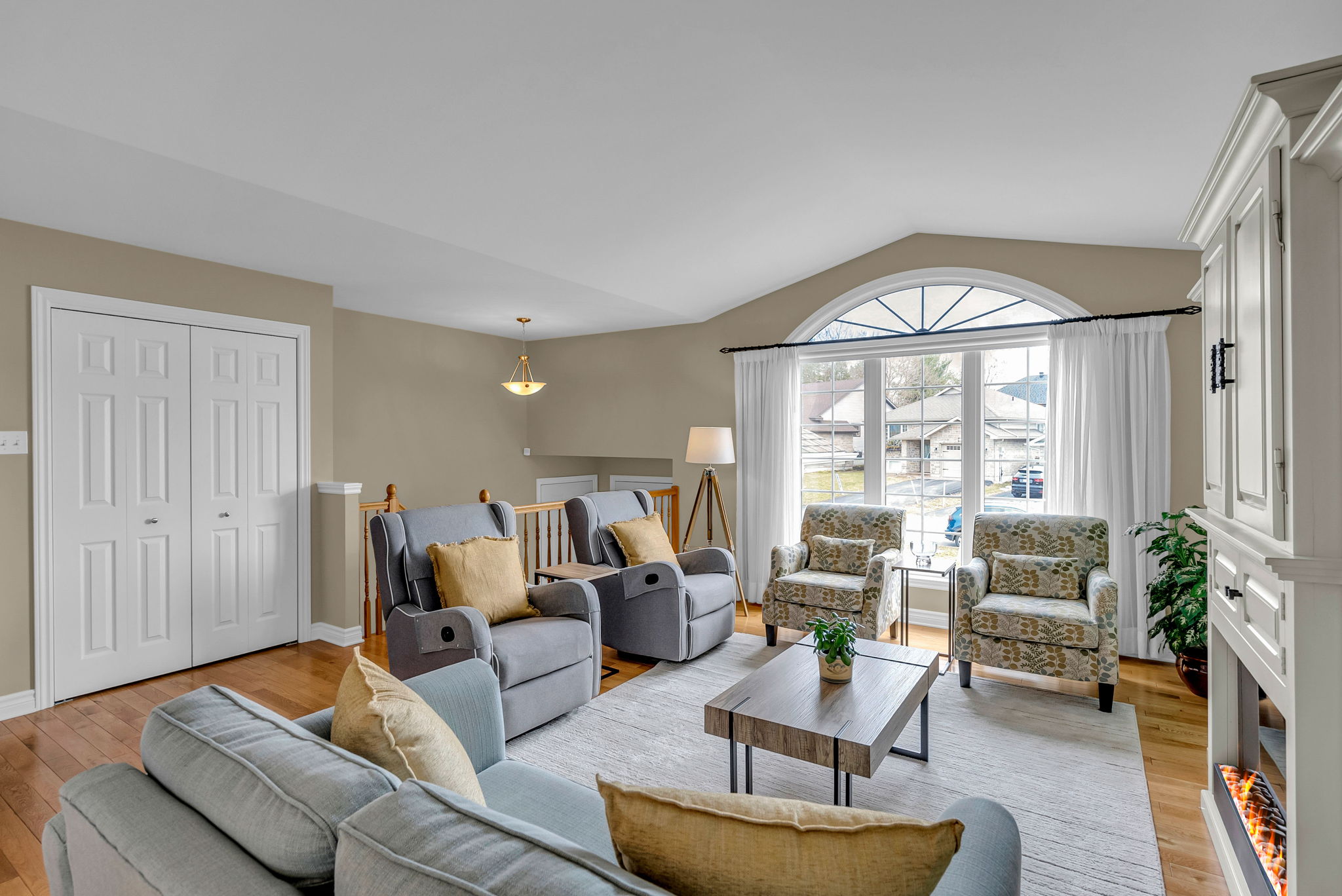 275 Valerie Elizabeth Ct Cornwall | InsideOut Media
