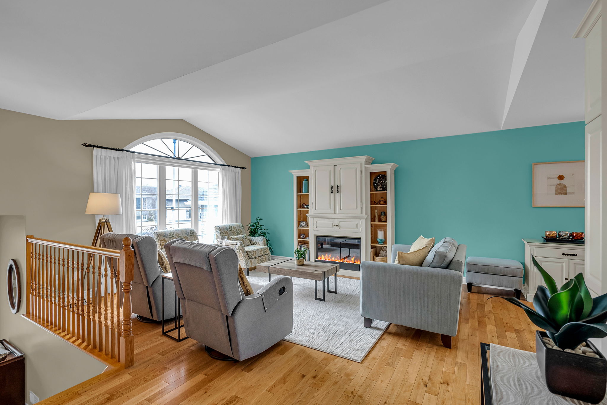 275 Valerie Elizabeth Ct Cornwall | InsideOut Media