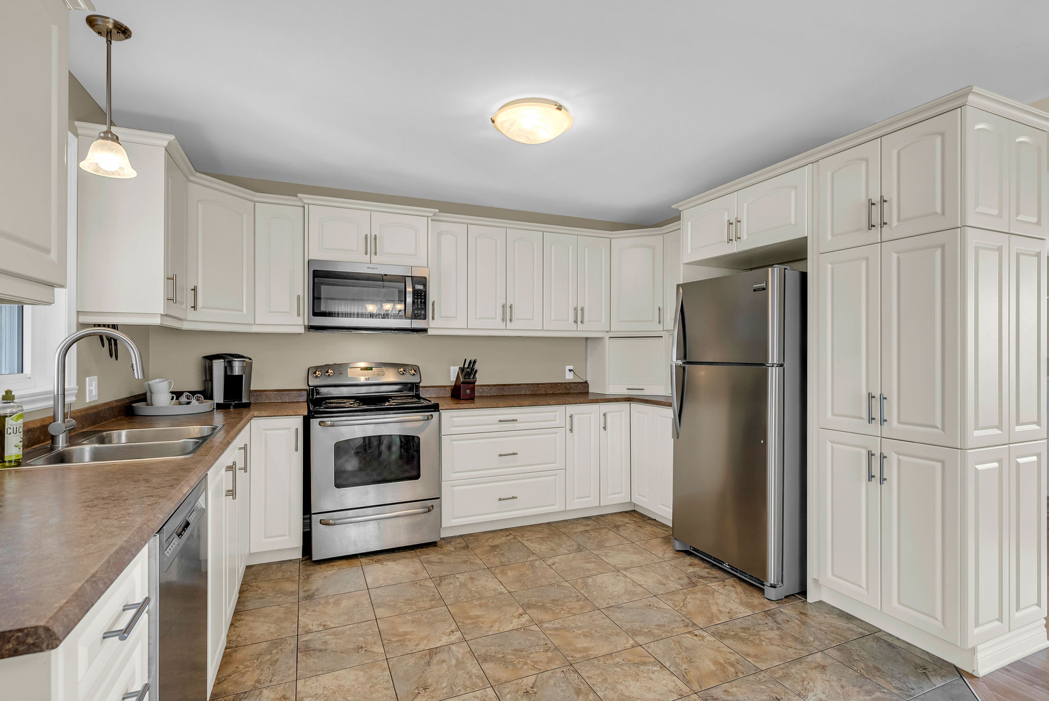 275 Valerie Elizabeth Ct Cornwall | InsideOut Media