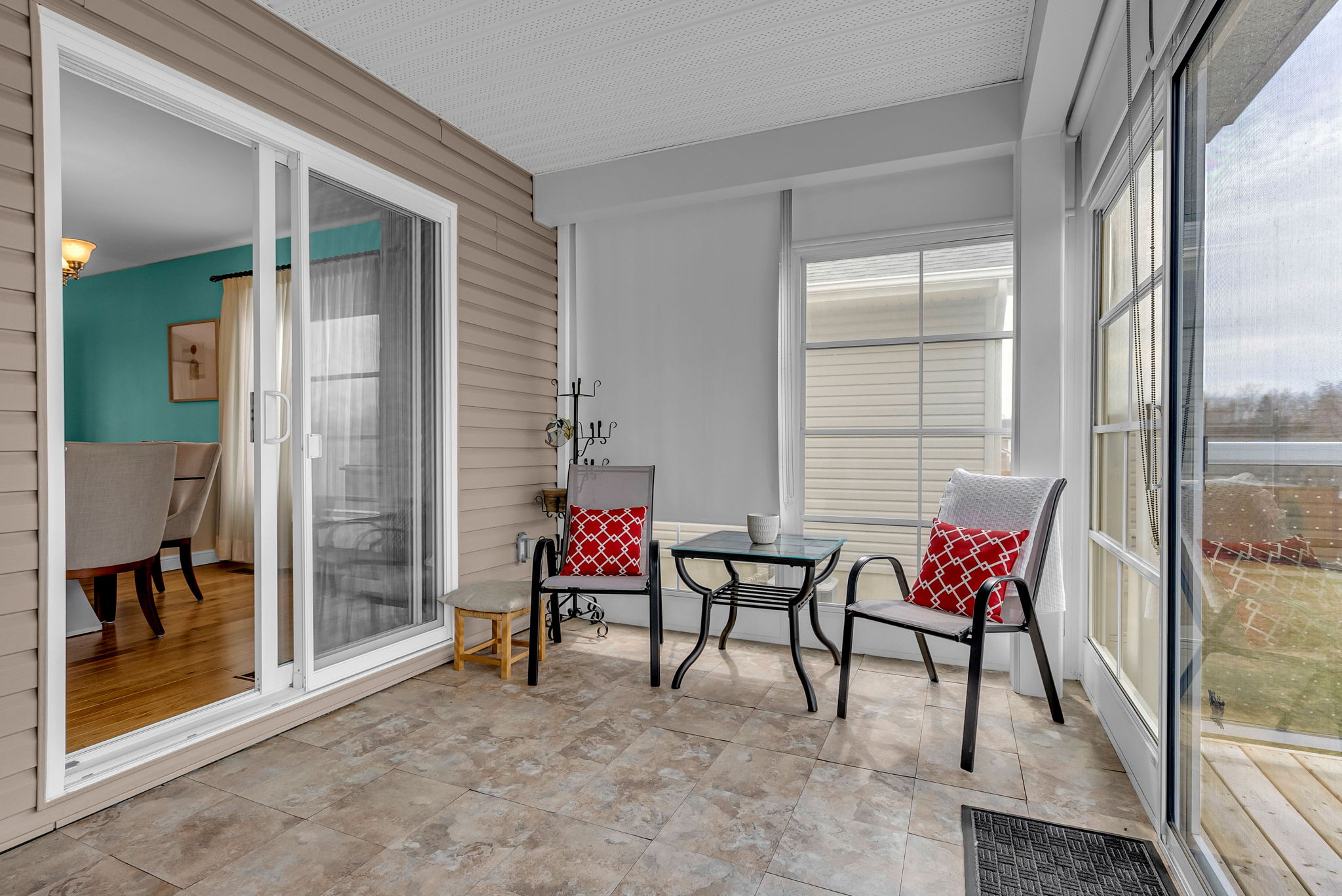 275 Valerie Elizabeth Ct Cornwall | InsideOut Media