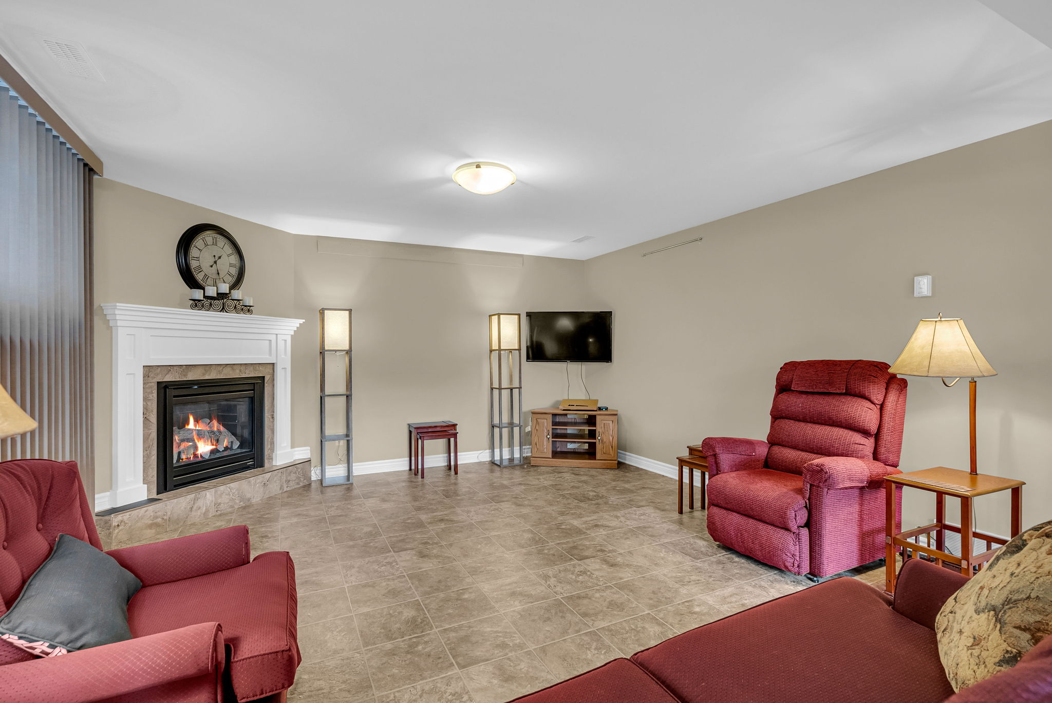 275 Valerie Elizabeth Ct Cornwall | InsideOut Media