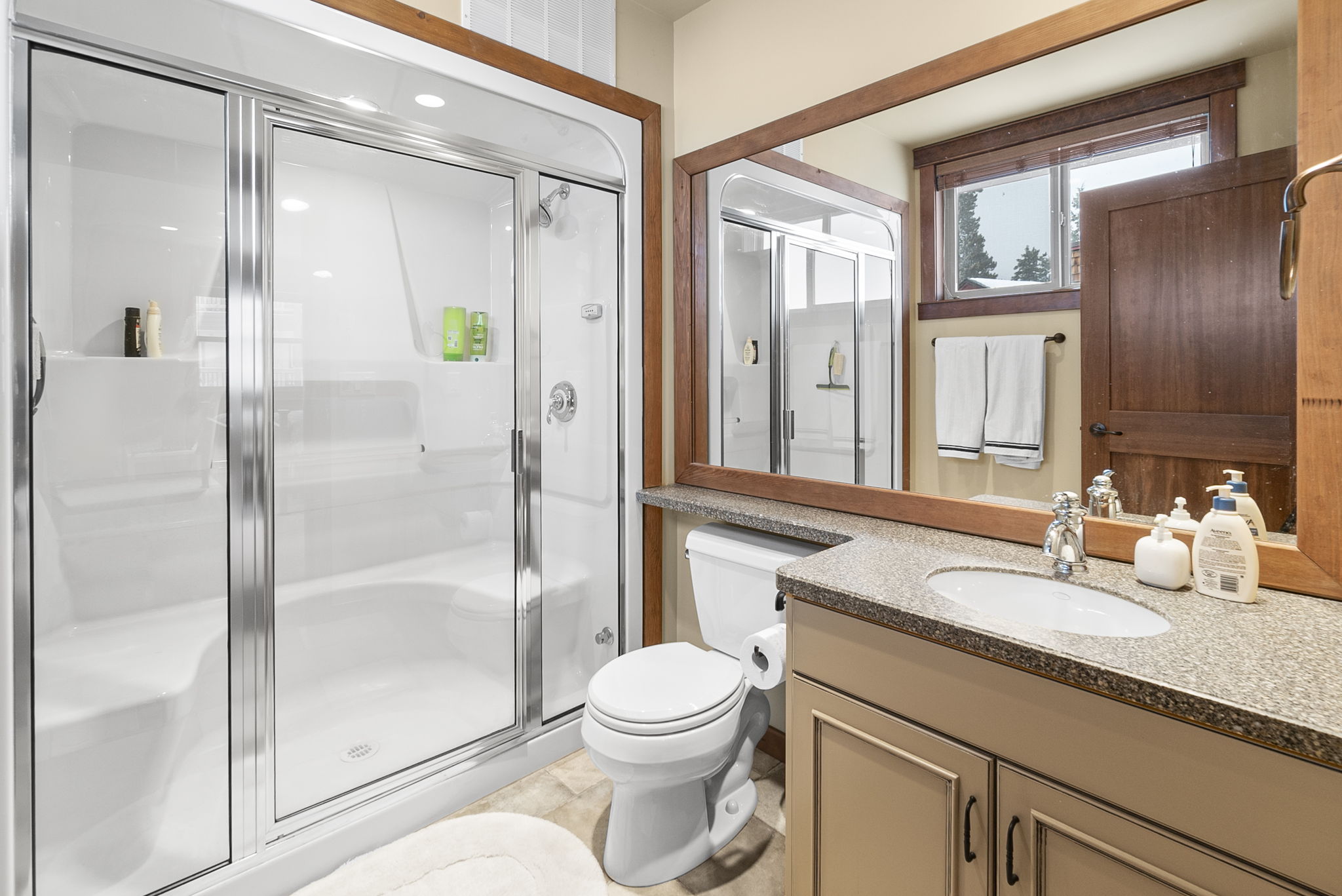 280 Strayhorse Rd 34, Keremeos, BC V0X 1N6 | Peak Exposure