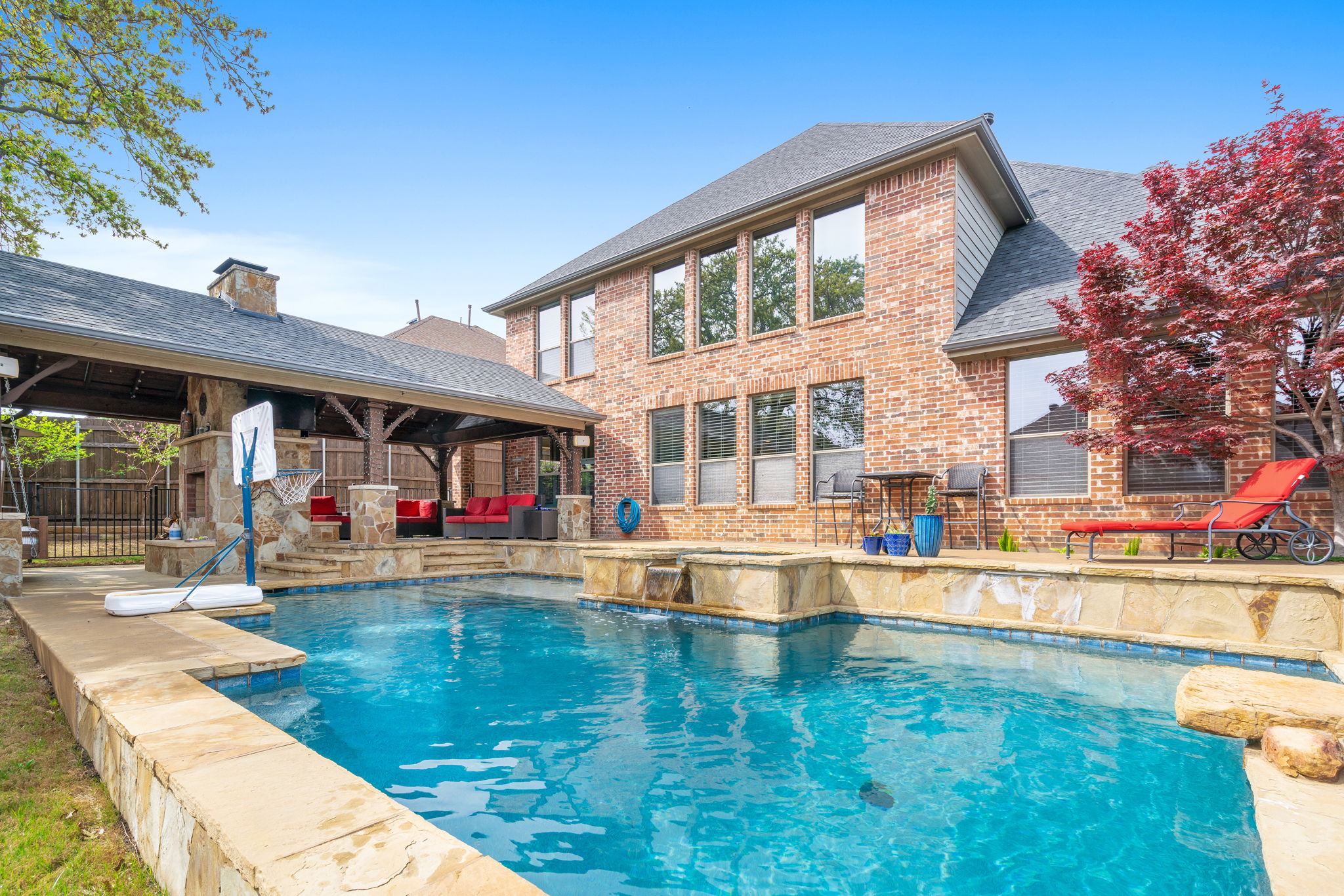2808 Spring Oaks Dr, Highland Village, TX 75077