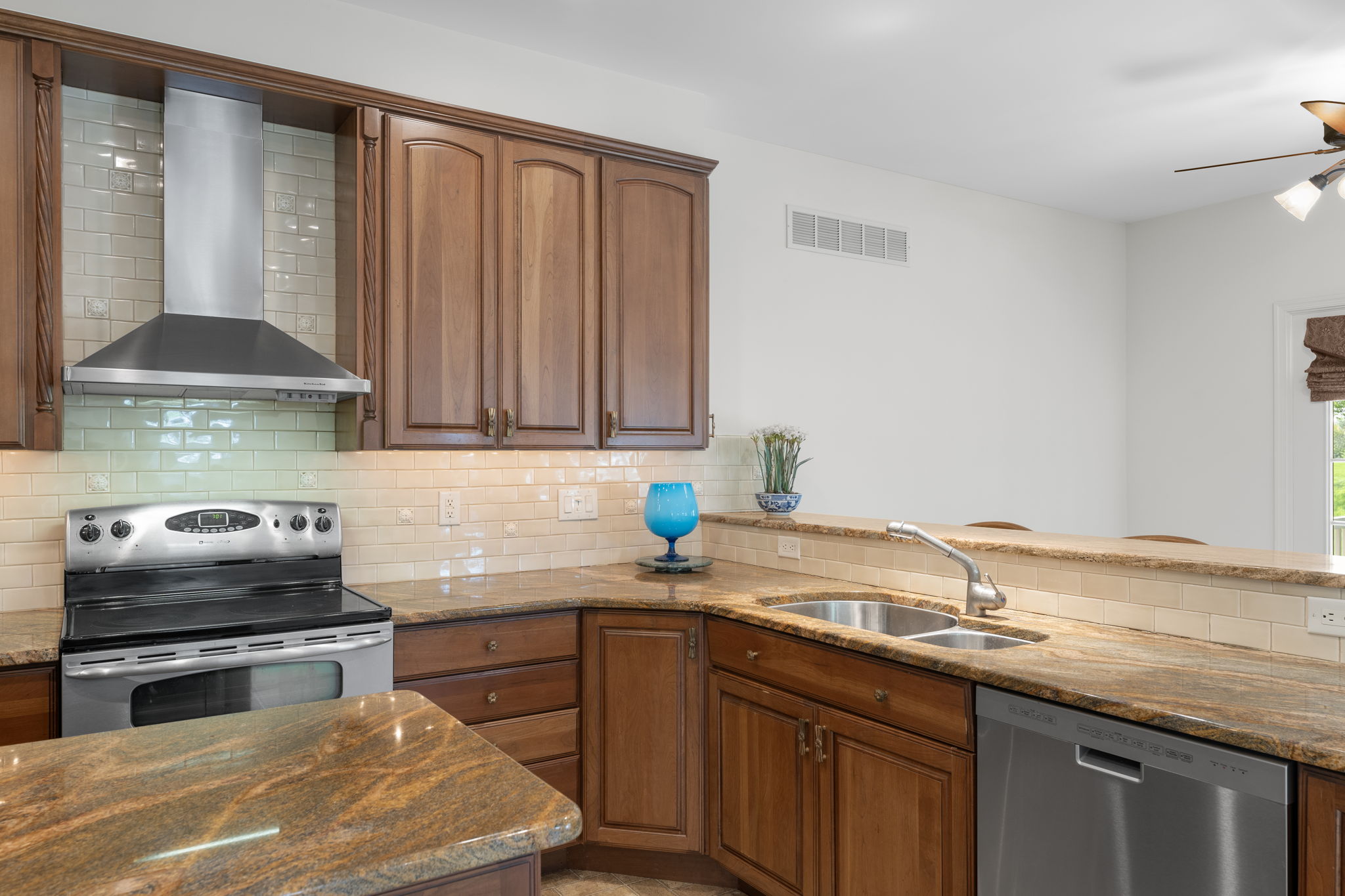 288 Country Club Dr, Telford, PA 18969 | Left Bank REPS
