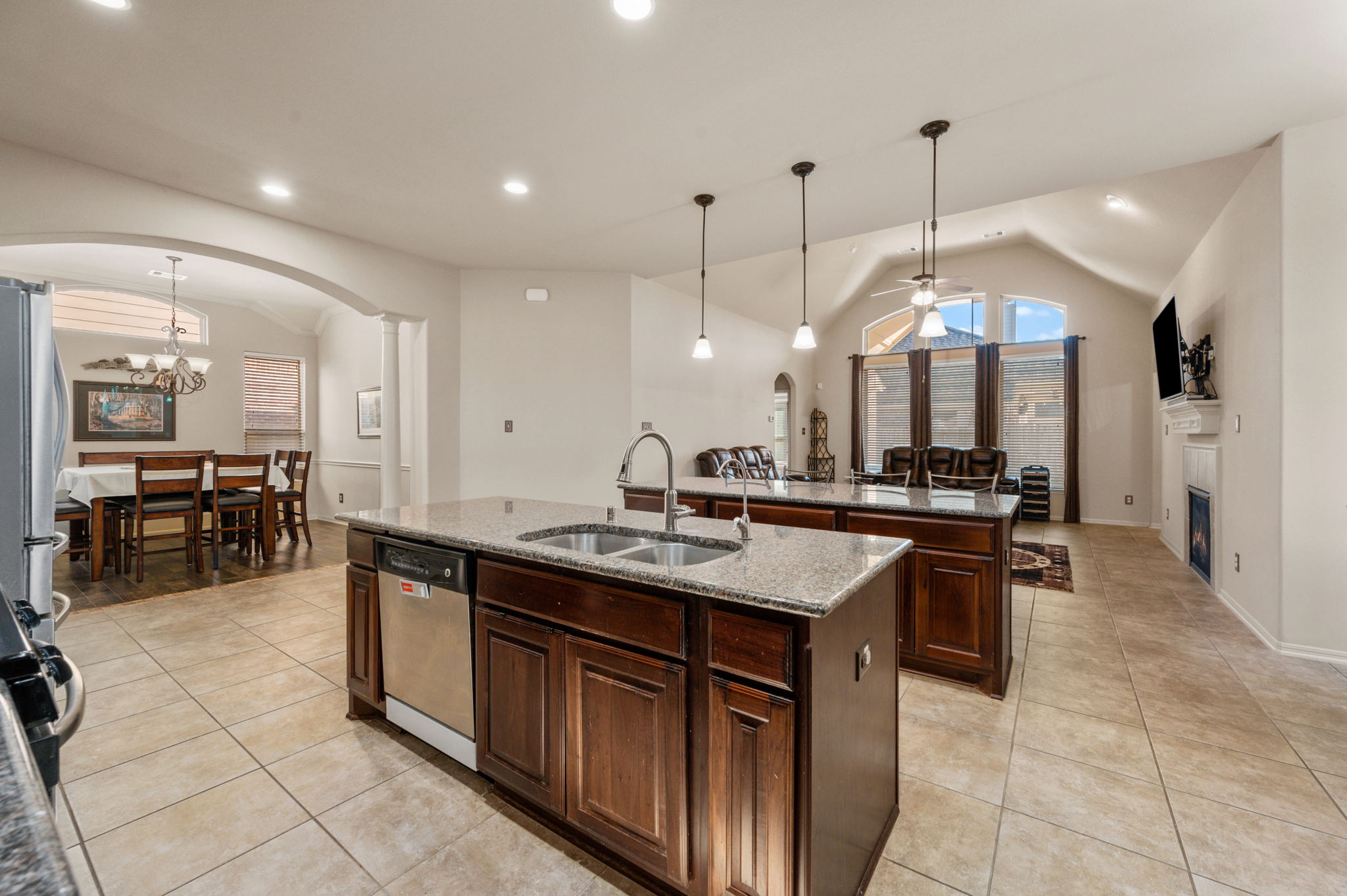 28907 Hollycrest Dr, Katy, TX 77494 | Studio Vos, Inc.