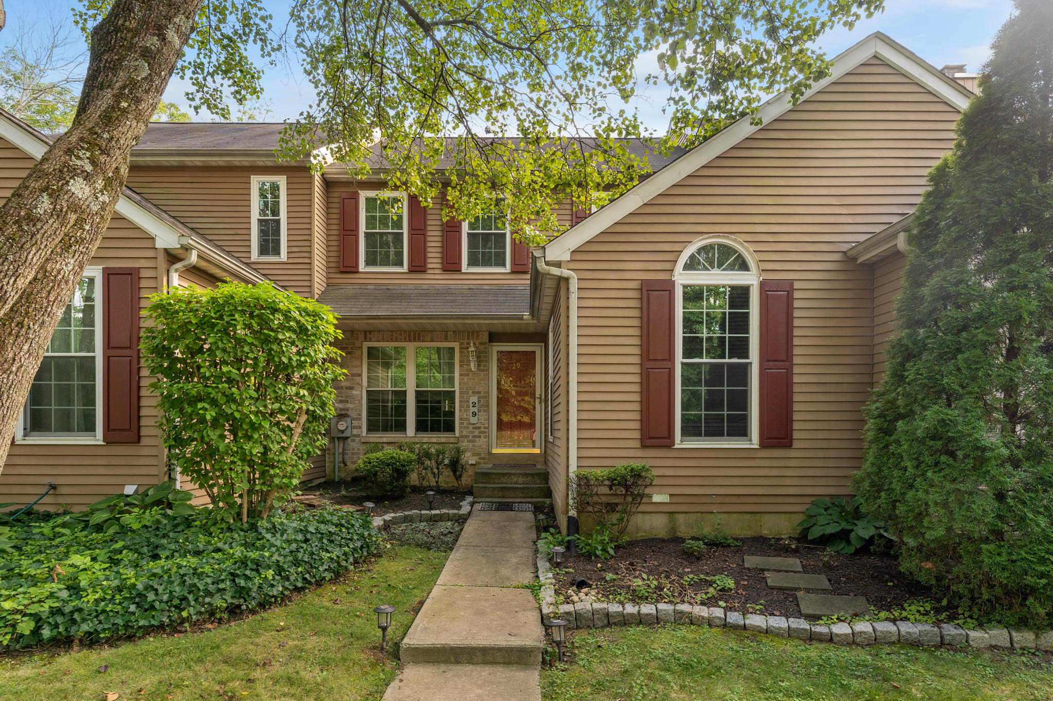 29 Aspen Way, Schwenksville, PA 19473 | Left Bank REPS