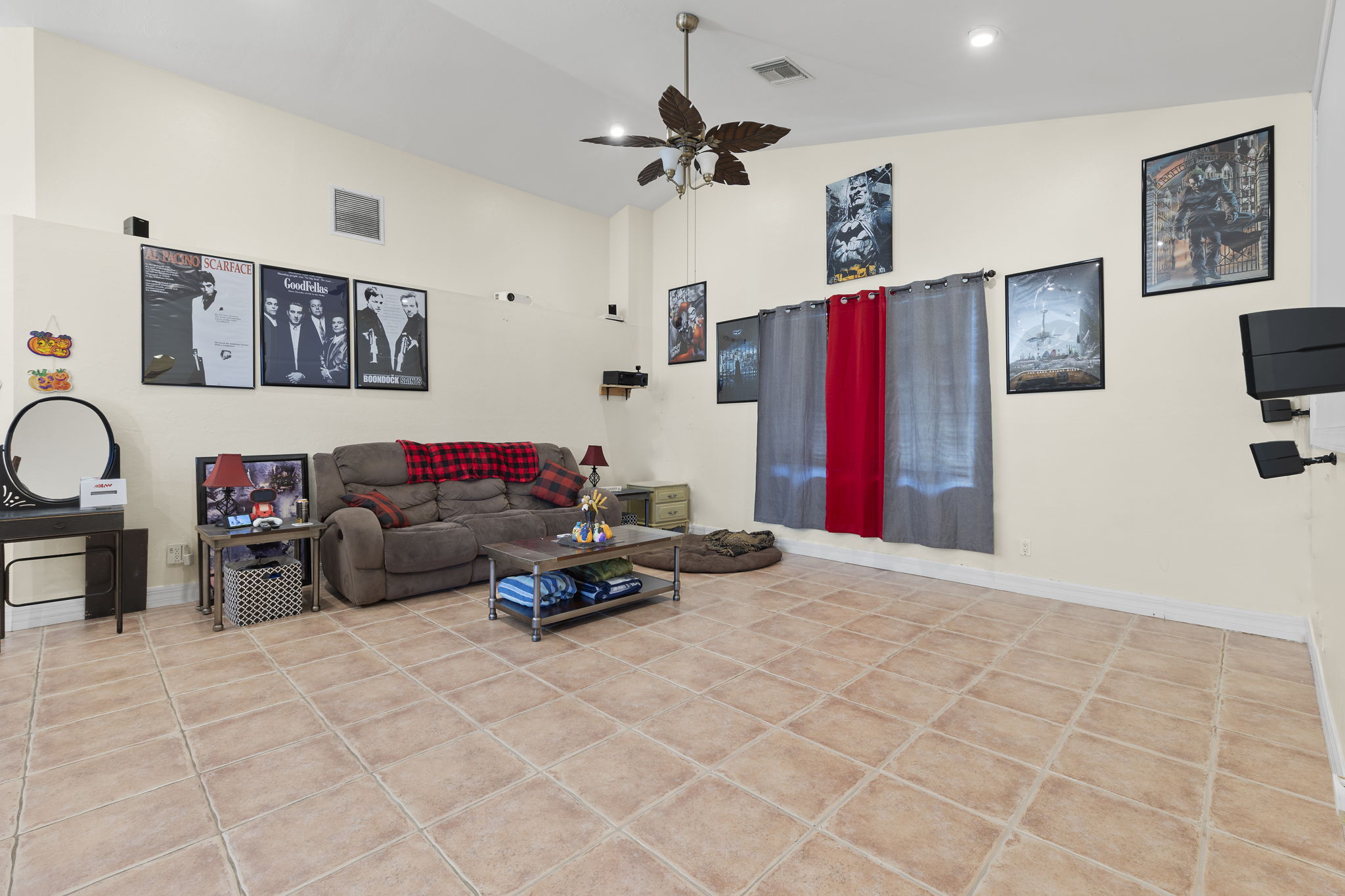 2910 SW 4th Pl, Cape Coral, FL 33914 | Real Tours