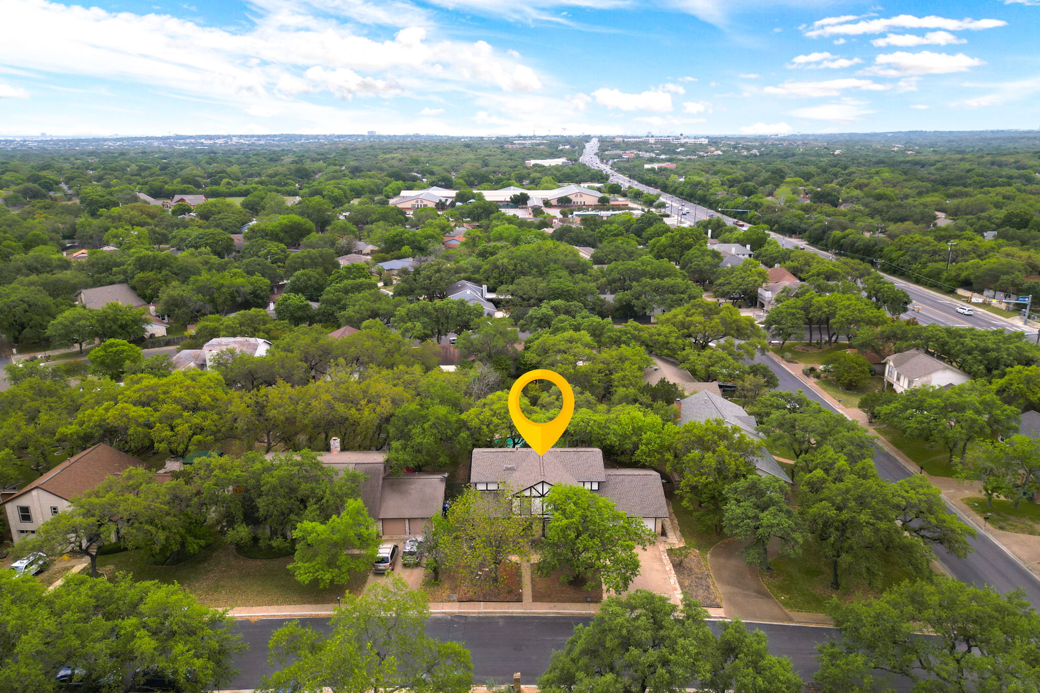 2922 Sky Cliff, San Antonio, TX 78231 | MrHevia Media