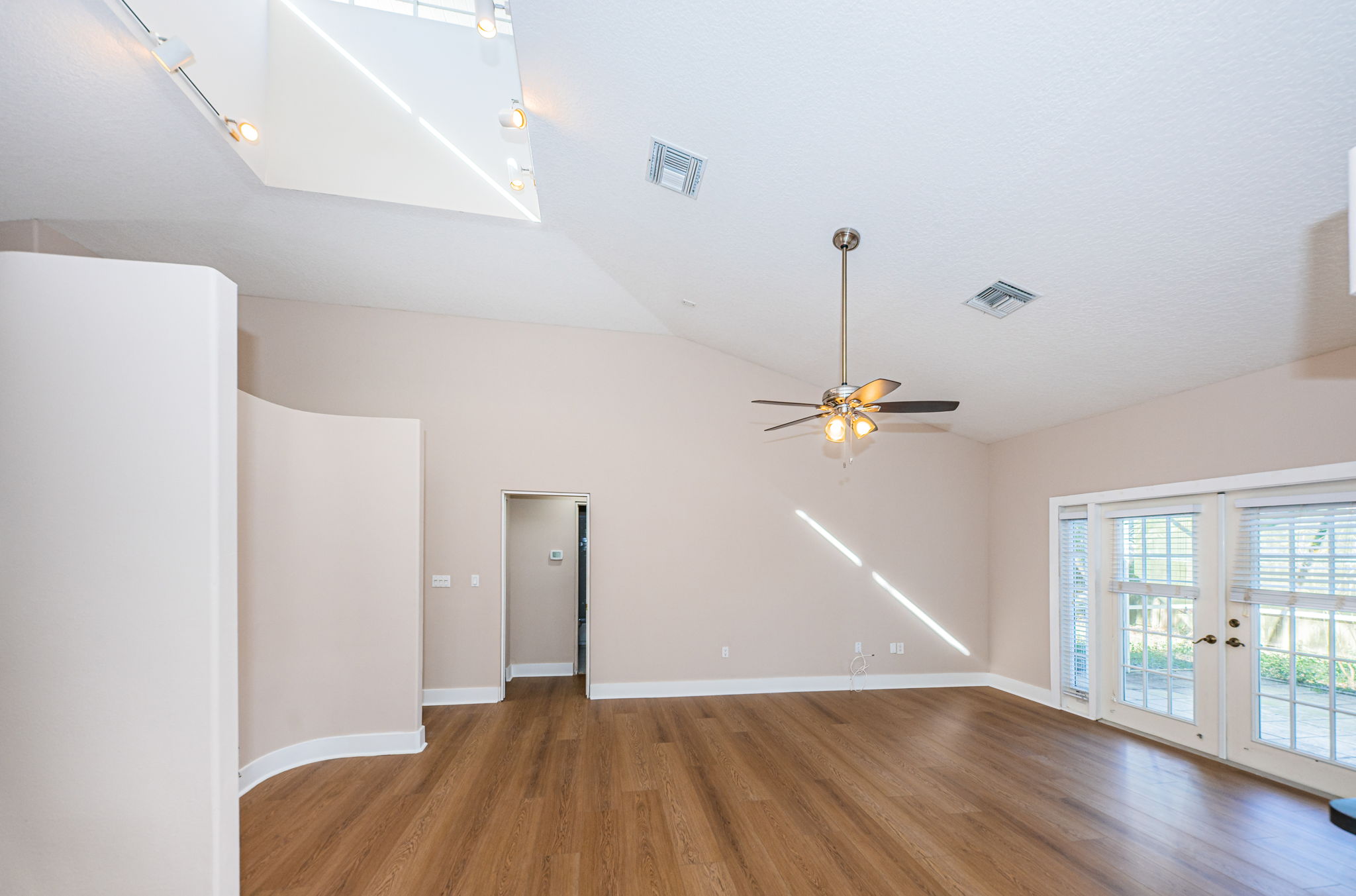 2939 Jodi Ln, Palm Harbor, FL 34684 | YourDigitalPro, Inc