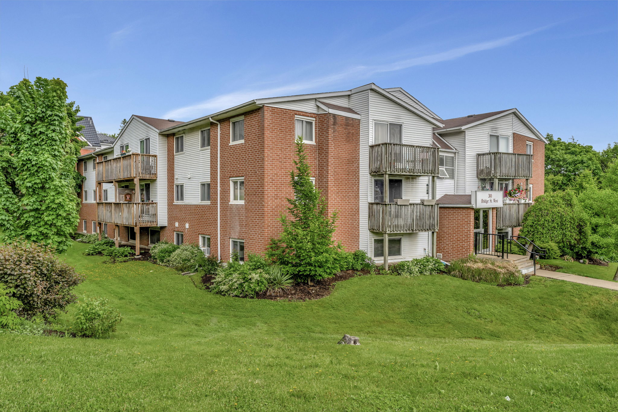 30 Bridge St W 206, Kitchener, ON N2K 1K4 | Ground2Air Media