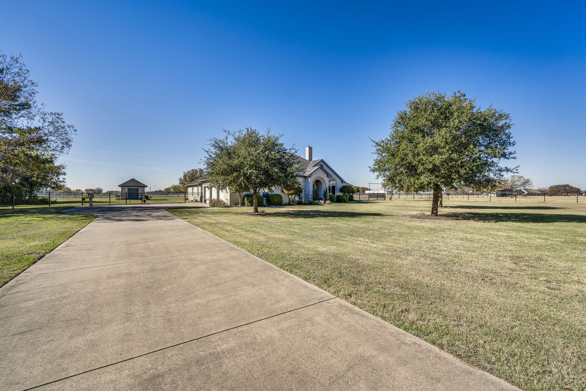 3008 Parker Hill Rd, Palmer, TX 75152