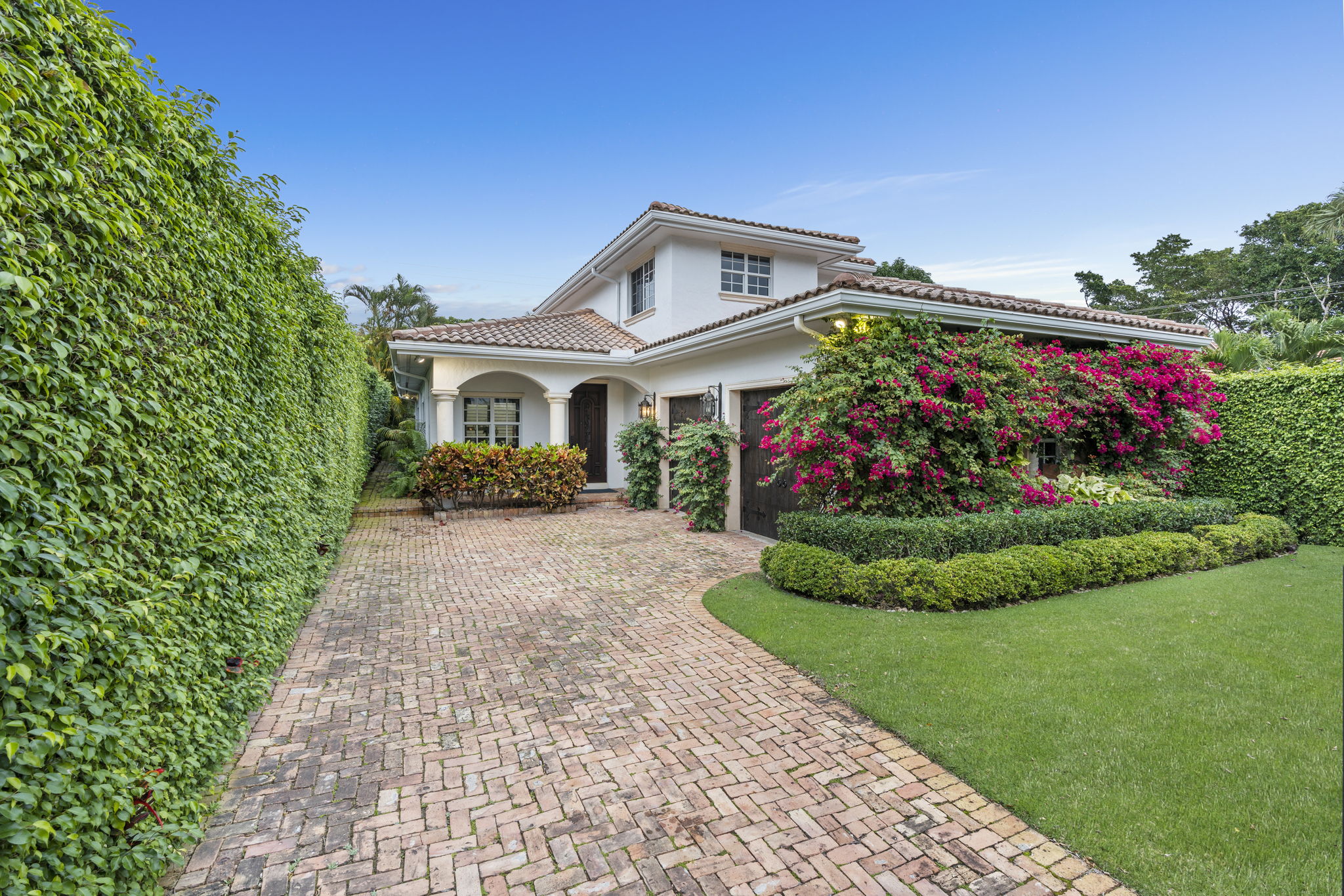 309 Valencia Rd, West Palm Beach, FL 33401 | Studio 910