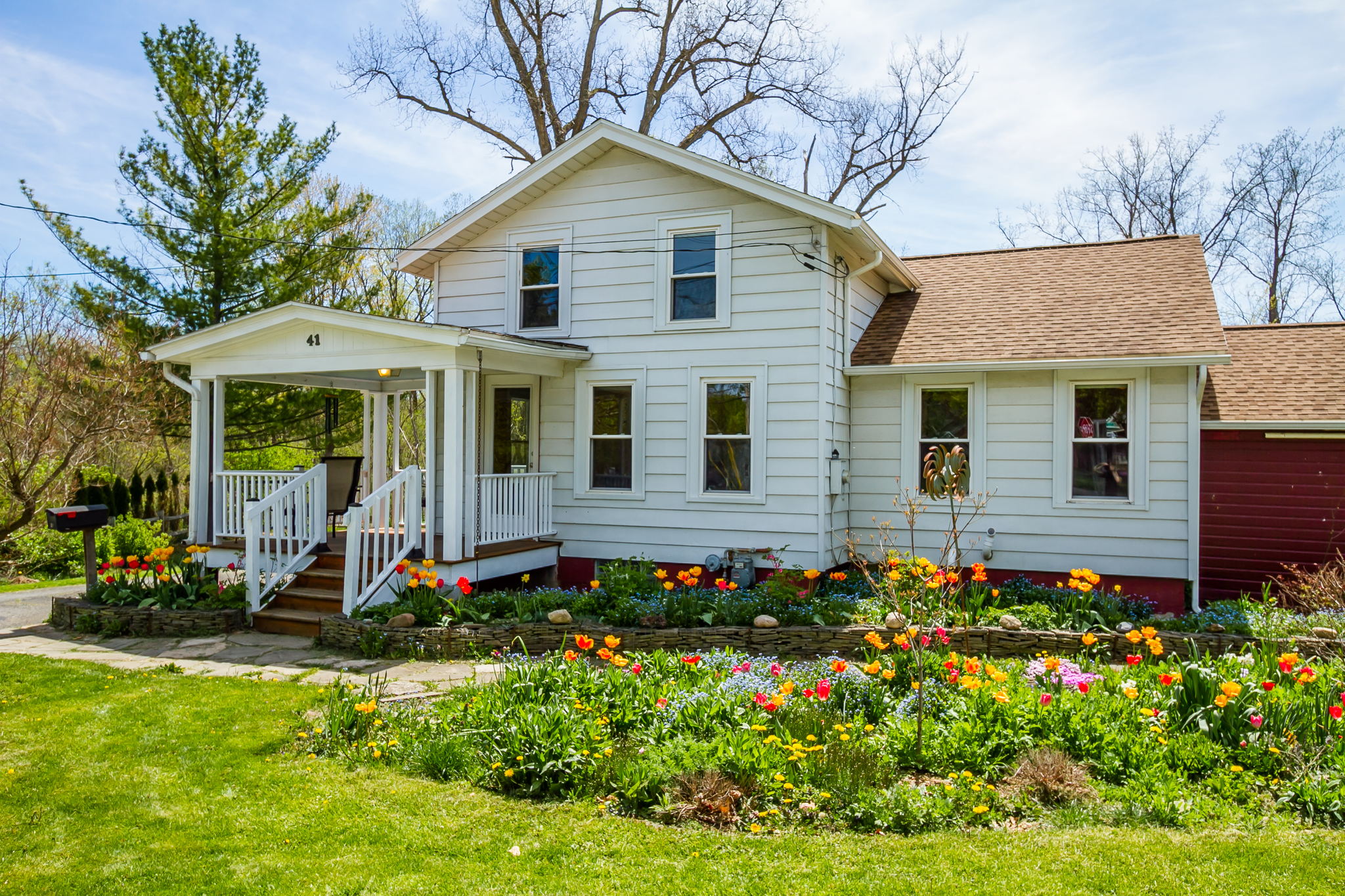 41 Scott Crescent Dr, Scottsville, NY 14546 | Realtogs