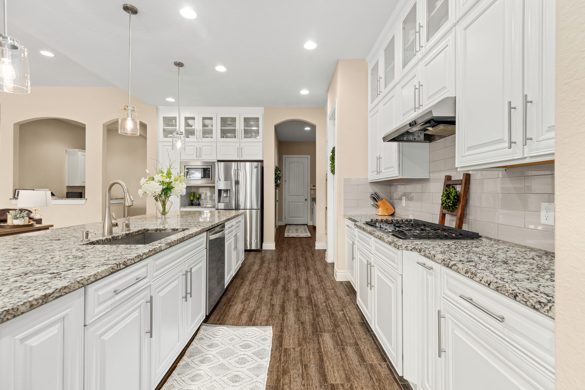 3123 Running Fawn, San Antonio, TX 78261 | MrHevia Media