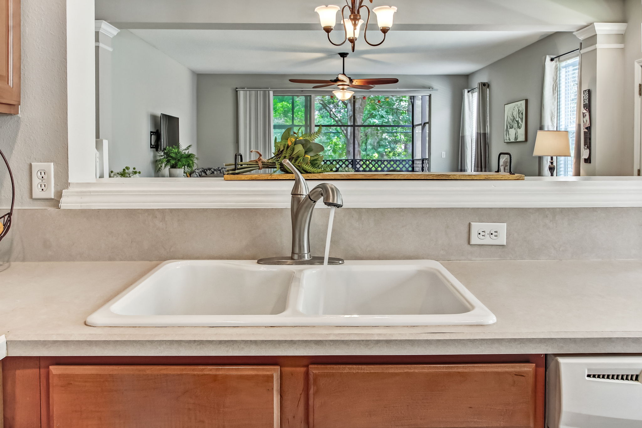 3147 Hollow Tree Ct, Jacksonville, FL 32216 | ECVT