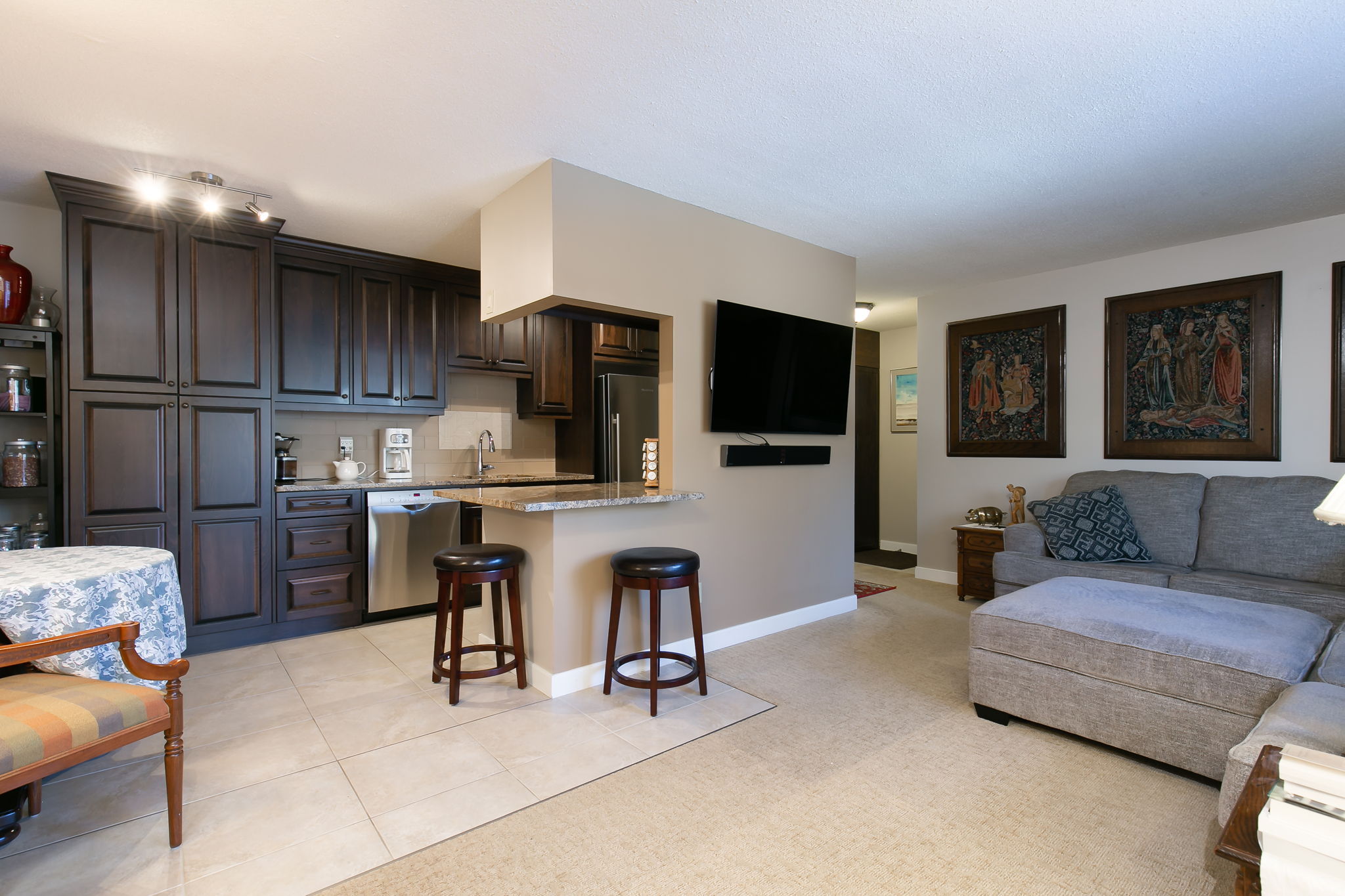 315 Heritage Dr SE 228, Calgary, AB T2H 1N2 | 4Exposure
