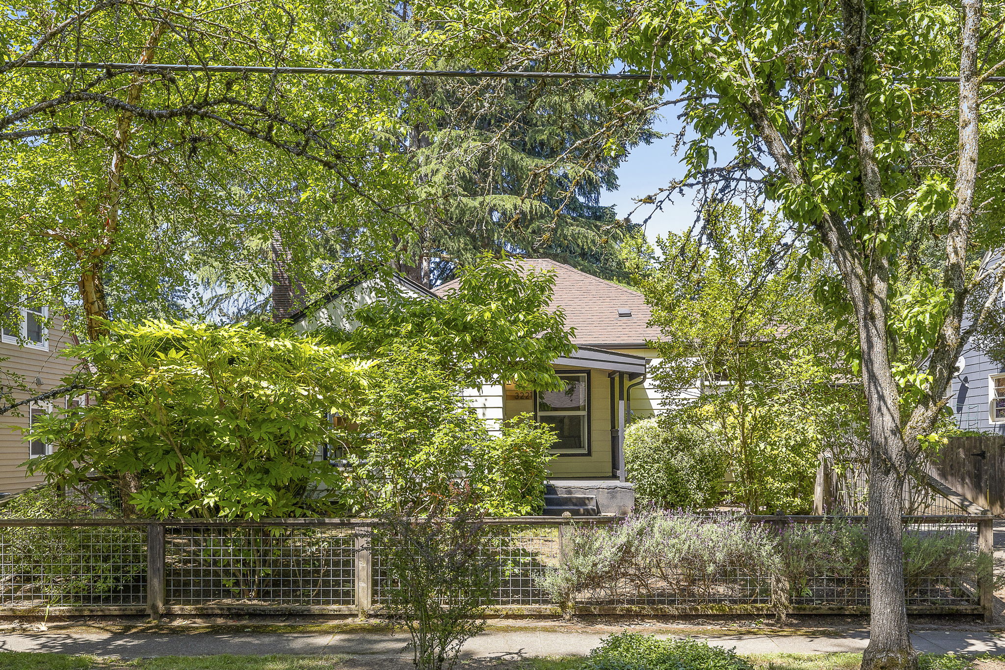 3221 SE 75th Ave,, Portland, OR 97206 | Ruum Media