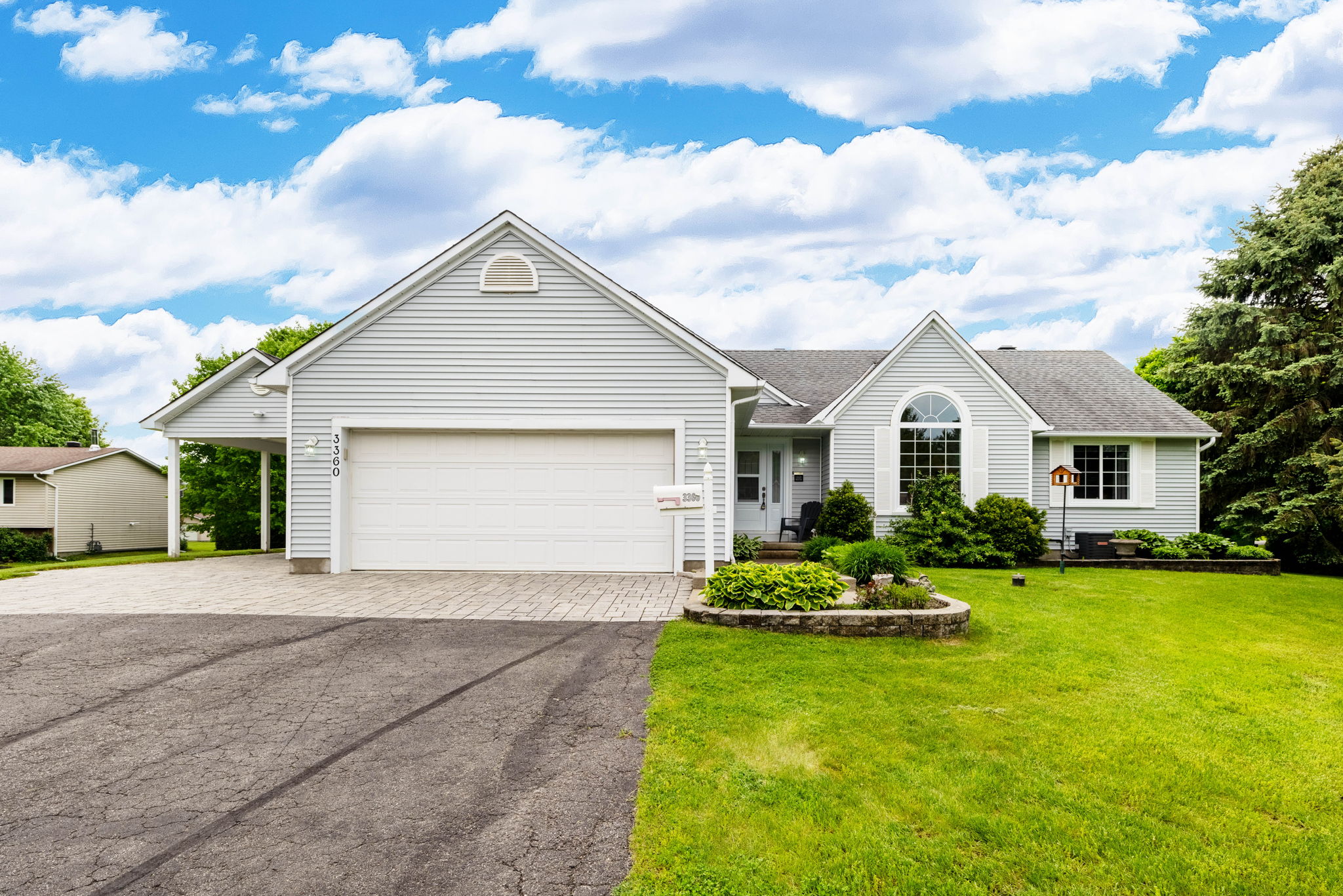 3360 Scanlon Dr Ottawa | InsideOut Media