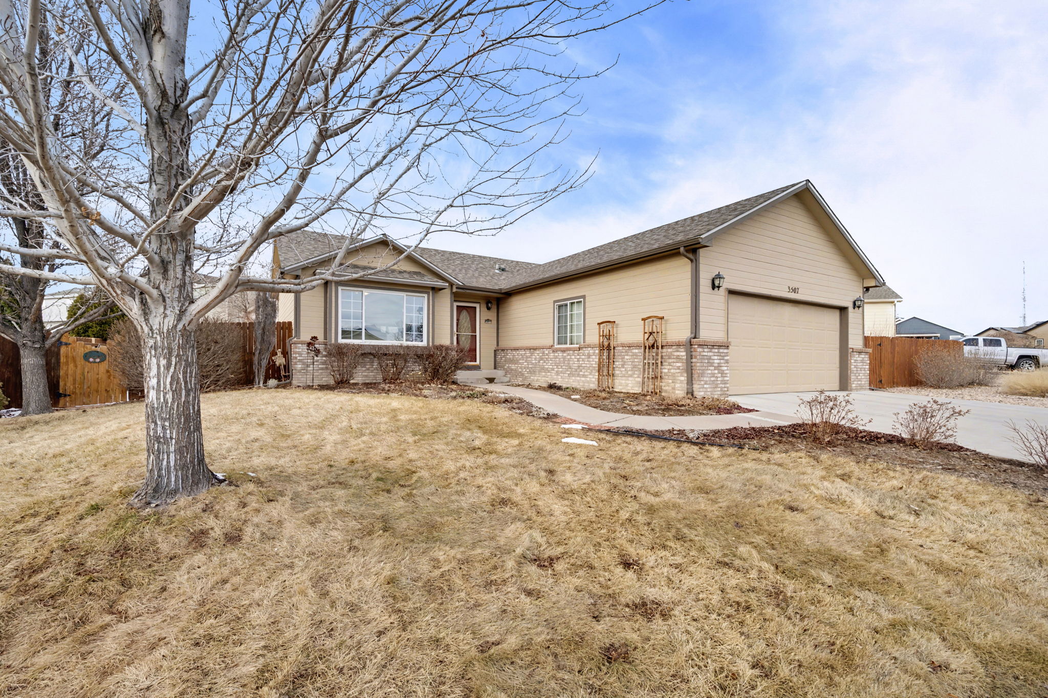 3507 Powderkeg Dr., Evans, CO 80620 | Boxwood Photos