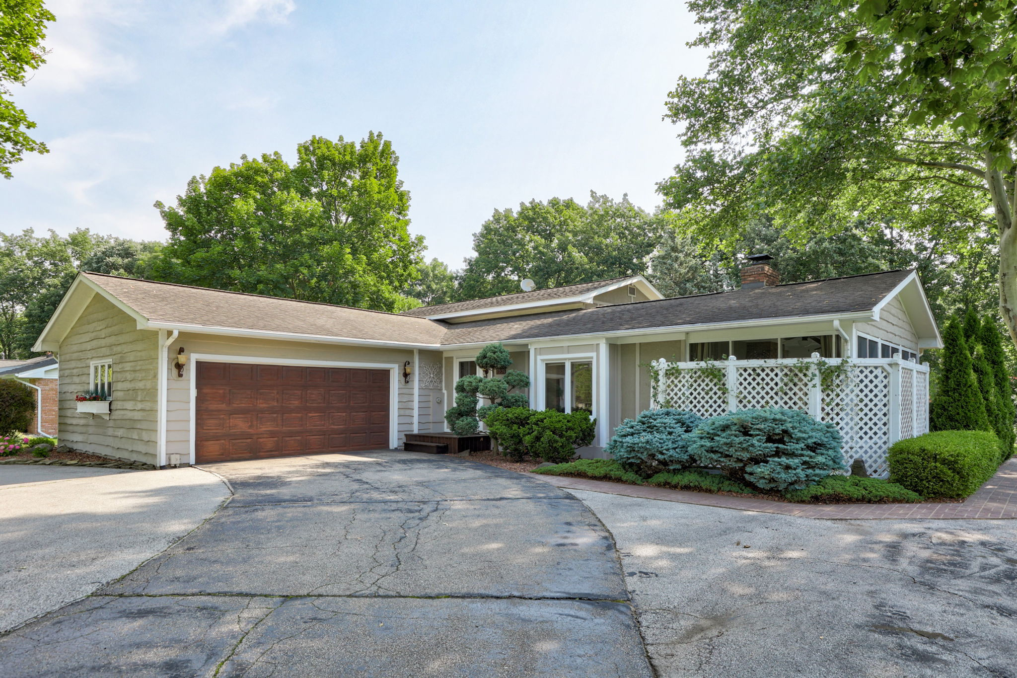 3596 Hemmeter Rd, Saginaw, MI 48603 | Grand Space Media