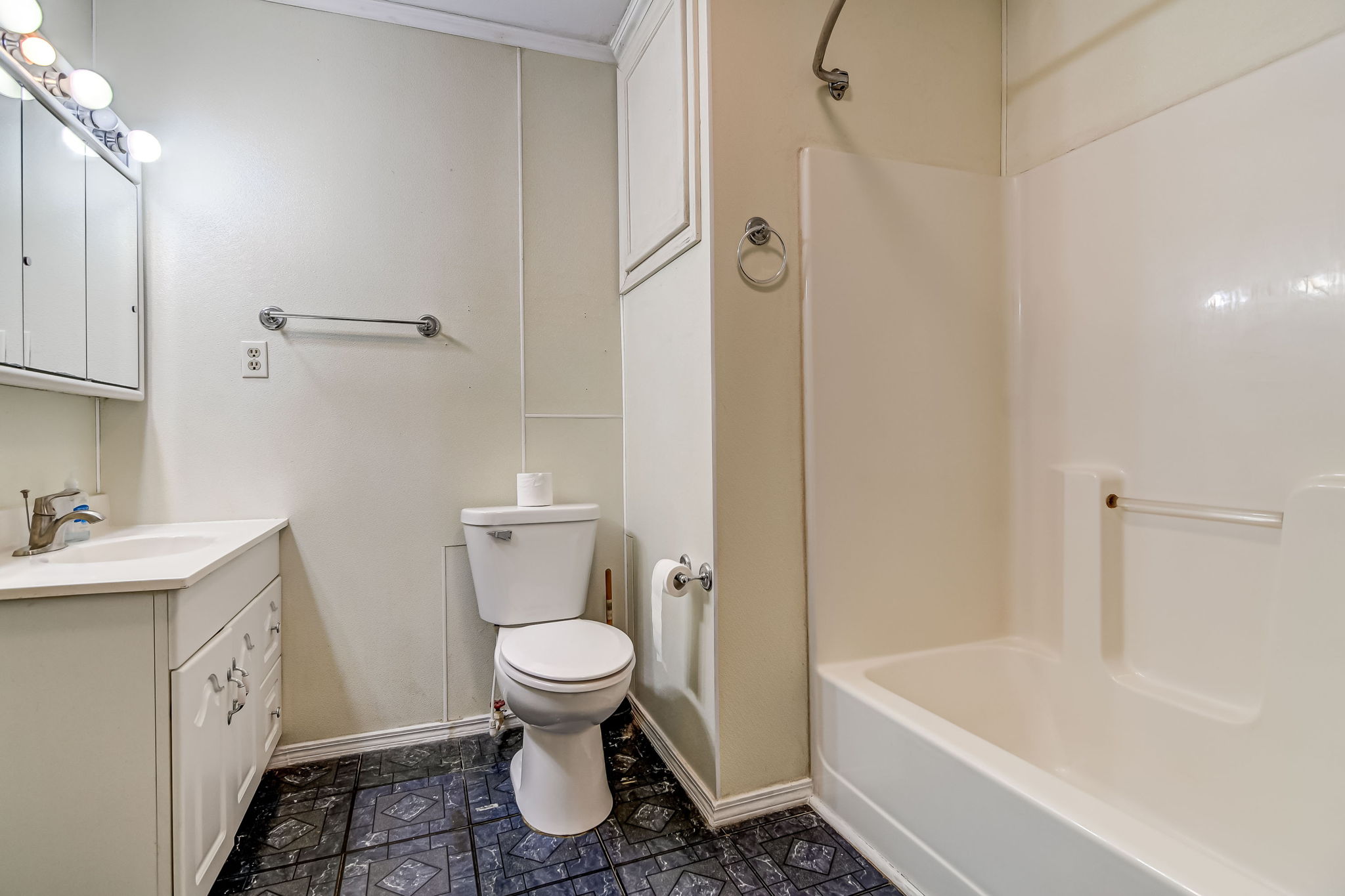 3613 Sangamo Heights Ln, Springfield, IL 62702 | Design Eyes Photography