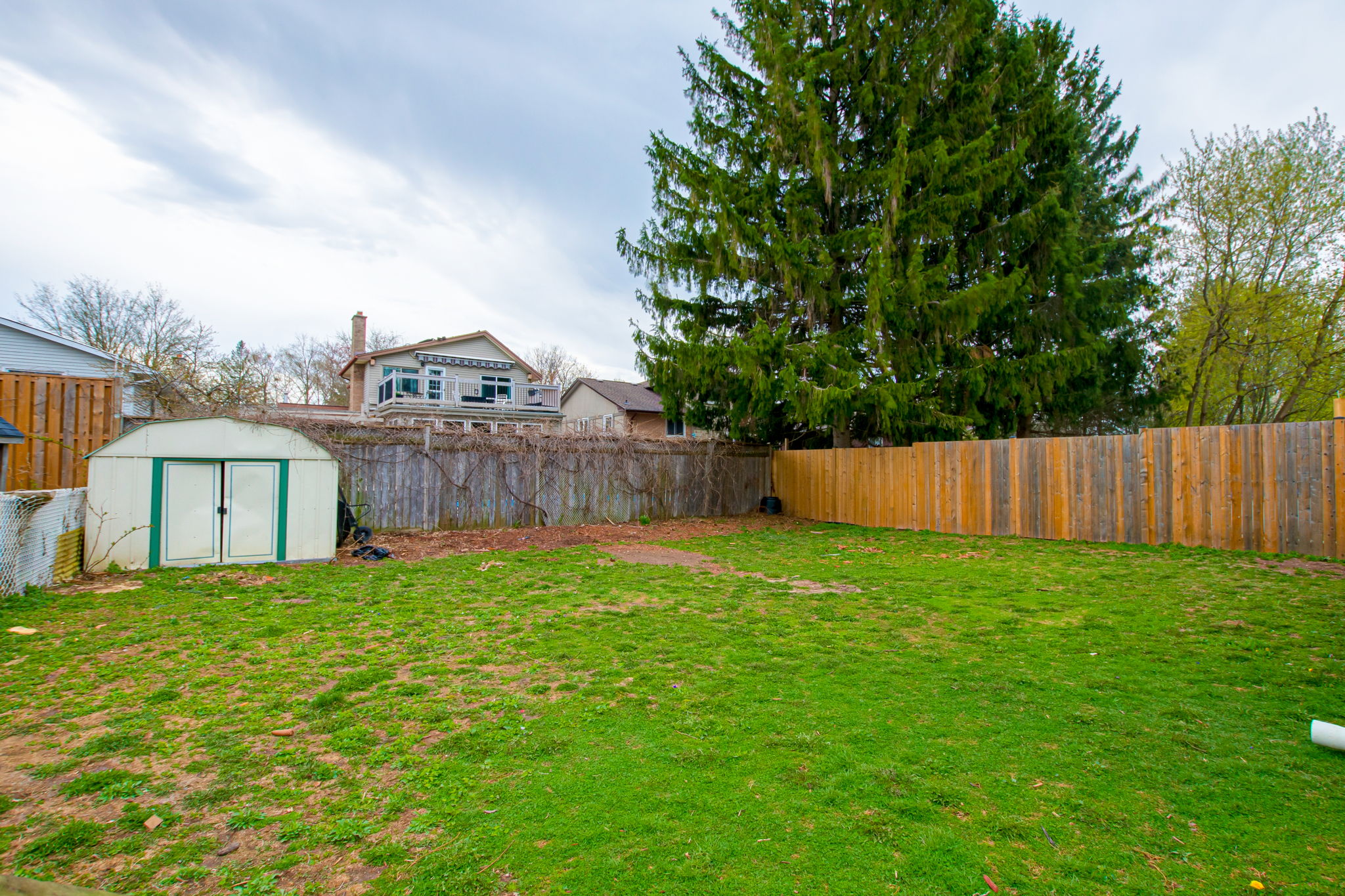 37 Winding Way Crescent, London, ON N6G 3E9 | TourMe.ca / Lemontree