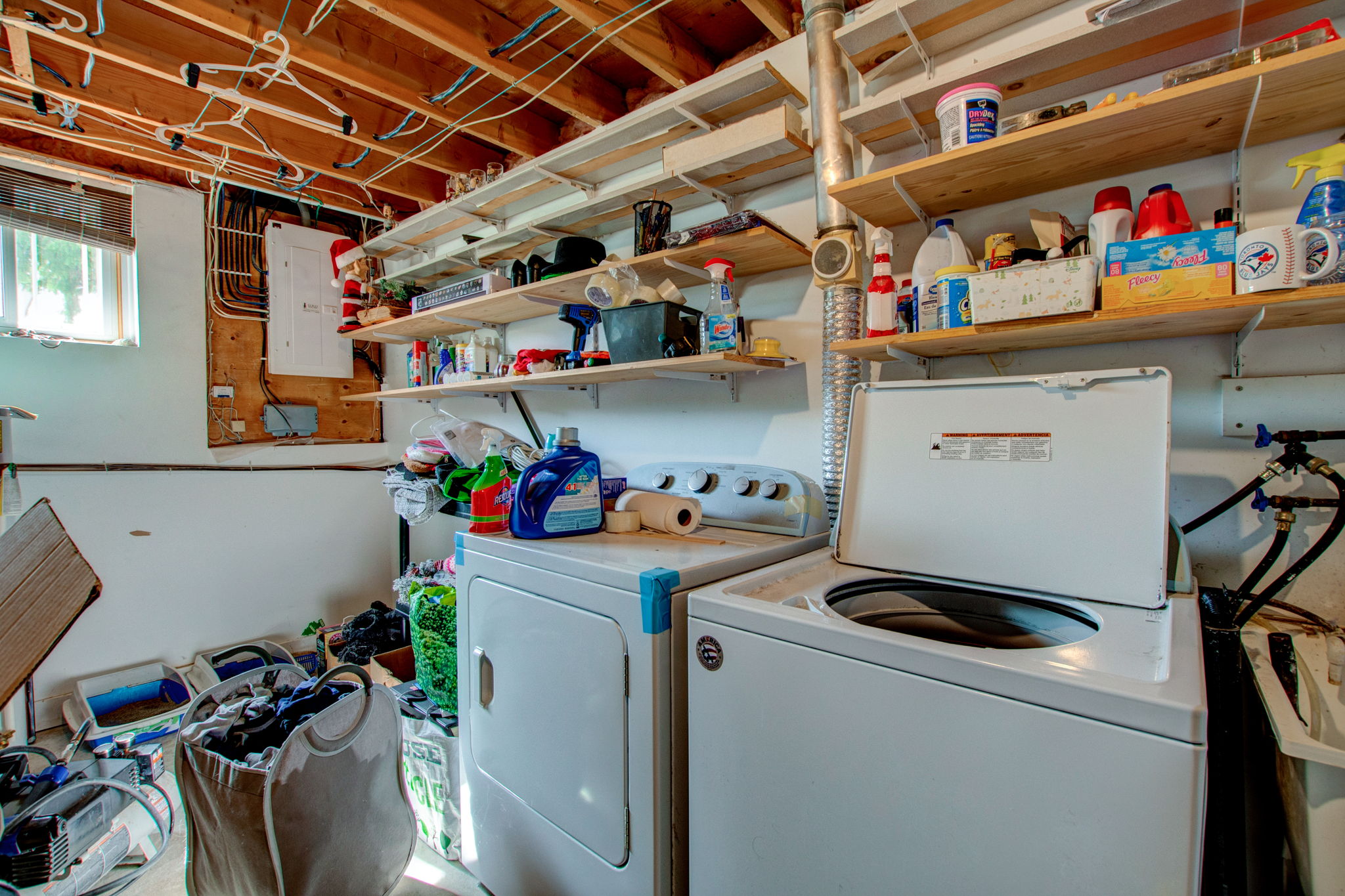37 Winding Way Crescent, London, ON N6G 3E9 | TourMe.ca / Lemontree