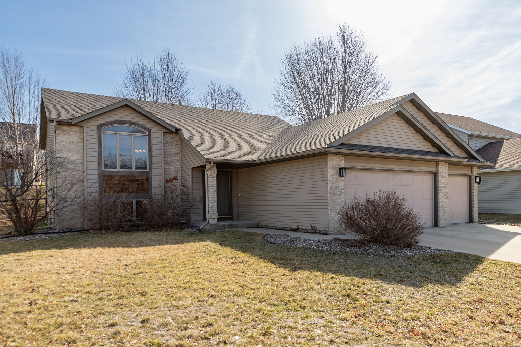 3702 Halling Pl SW, Rochester, MN 55902 | Greg Schuchard Photography