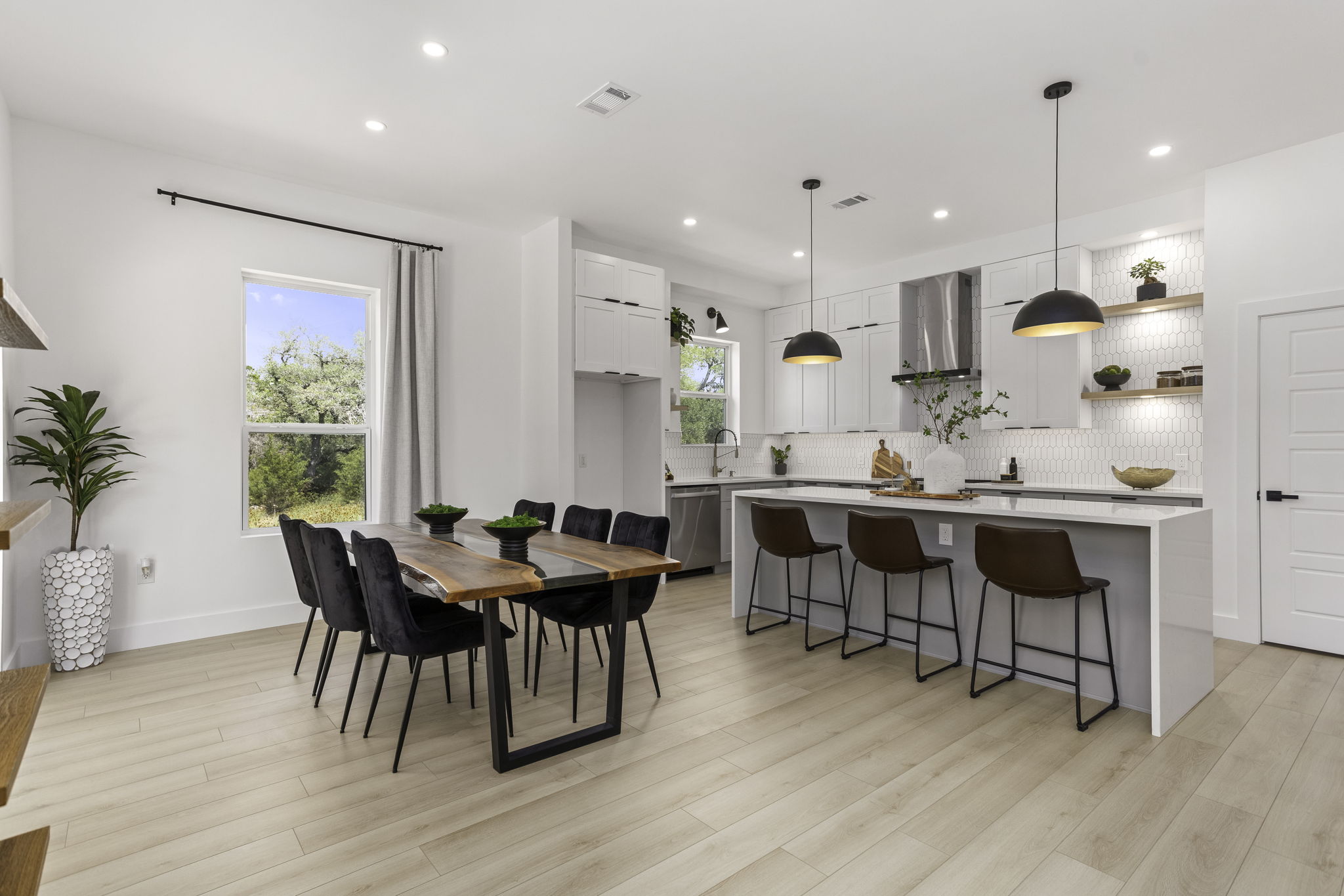 371 Granite Rd, Spring Branch, TX 78070 | MrHevia Media