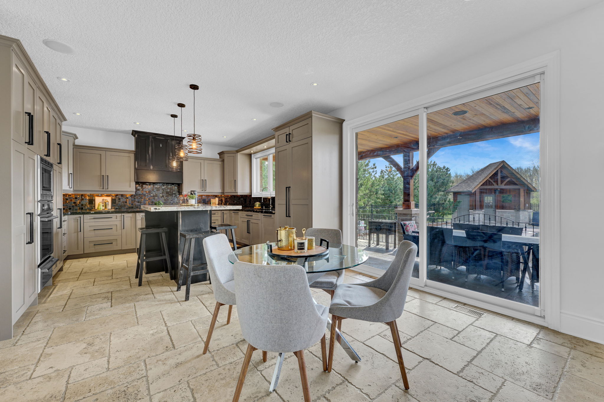 3795 Beaverdale Rd, Cambridge, ON N3H 4R6 | Air Unlimited Corp.