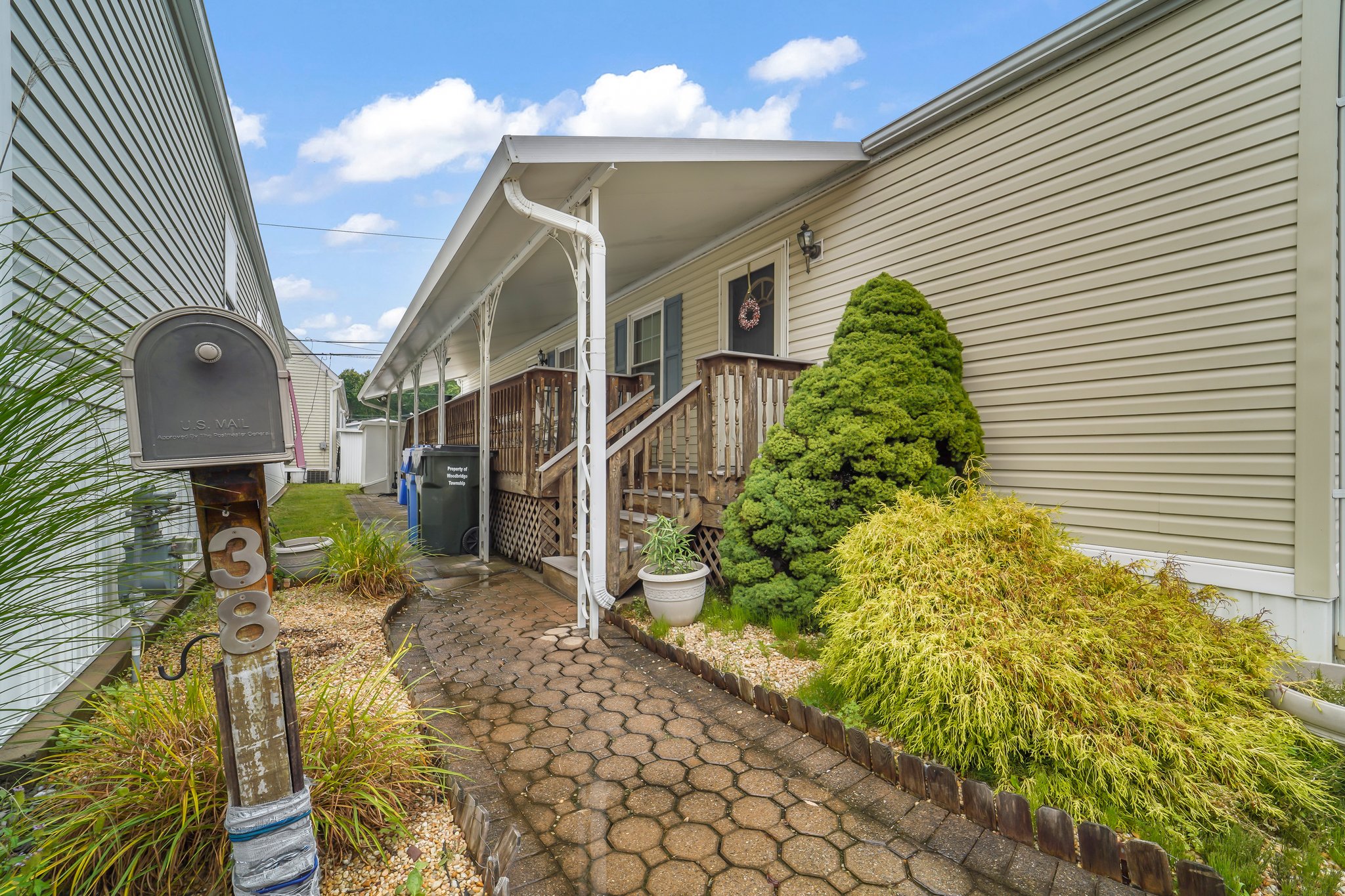 38 Helen Ave, Woodbridge Township, NJ 07001 | Lite Pixel Media