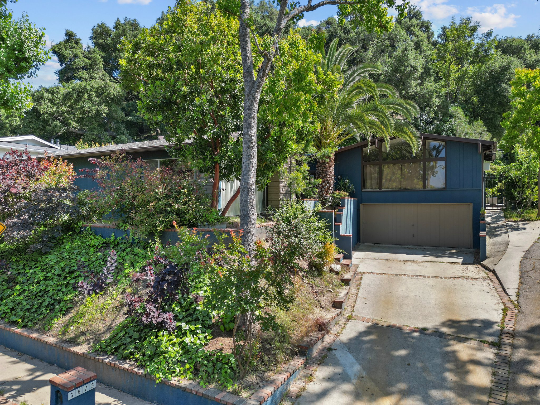 3873 Royal Woods Dr | KB Media