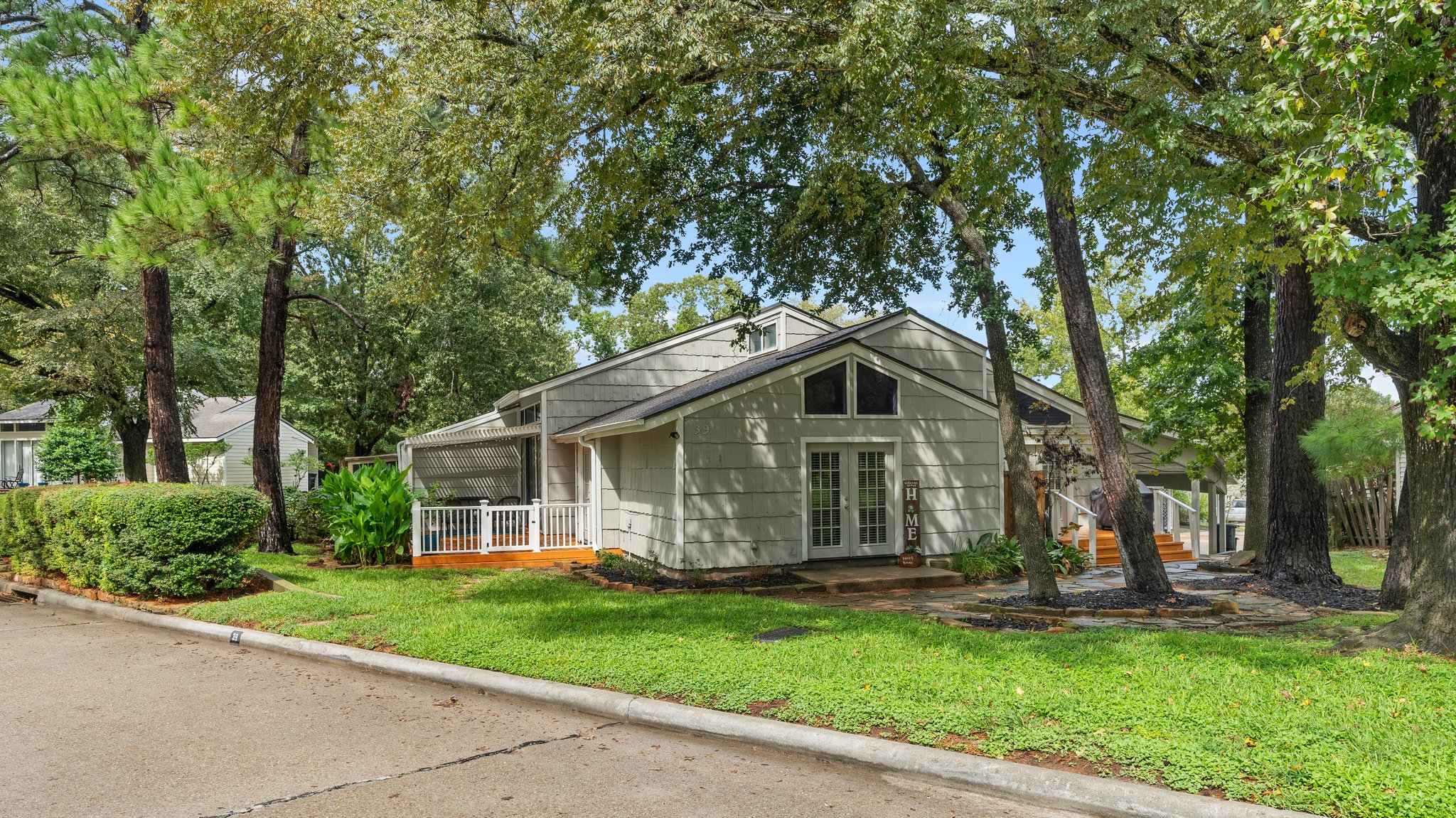 39 April Village, Montgomery, TX 77356 | Houston Real Estate Media