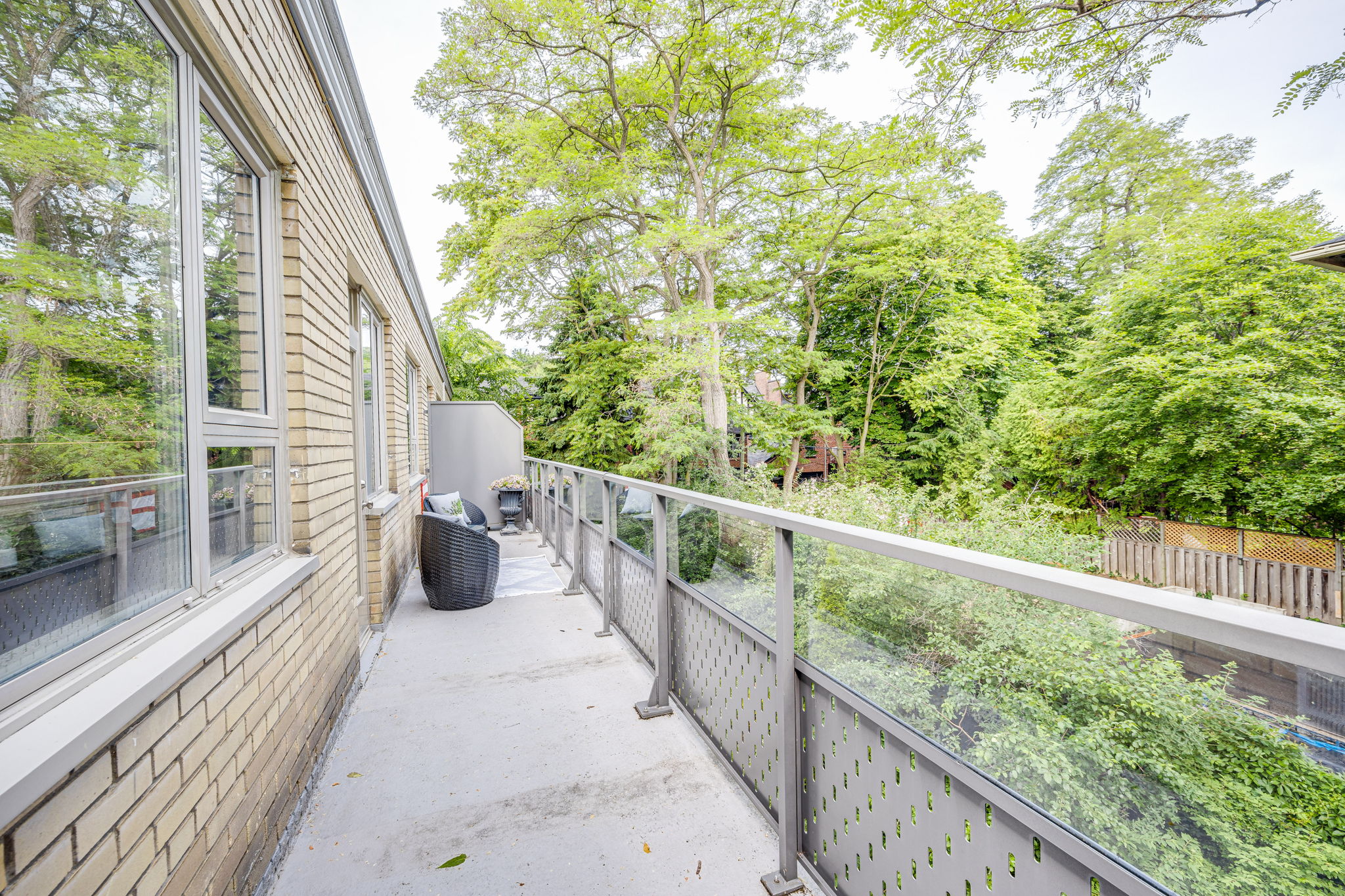 40 Glen Rd 302, Toronto, ON M4W 2V1 | Open House Media