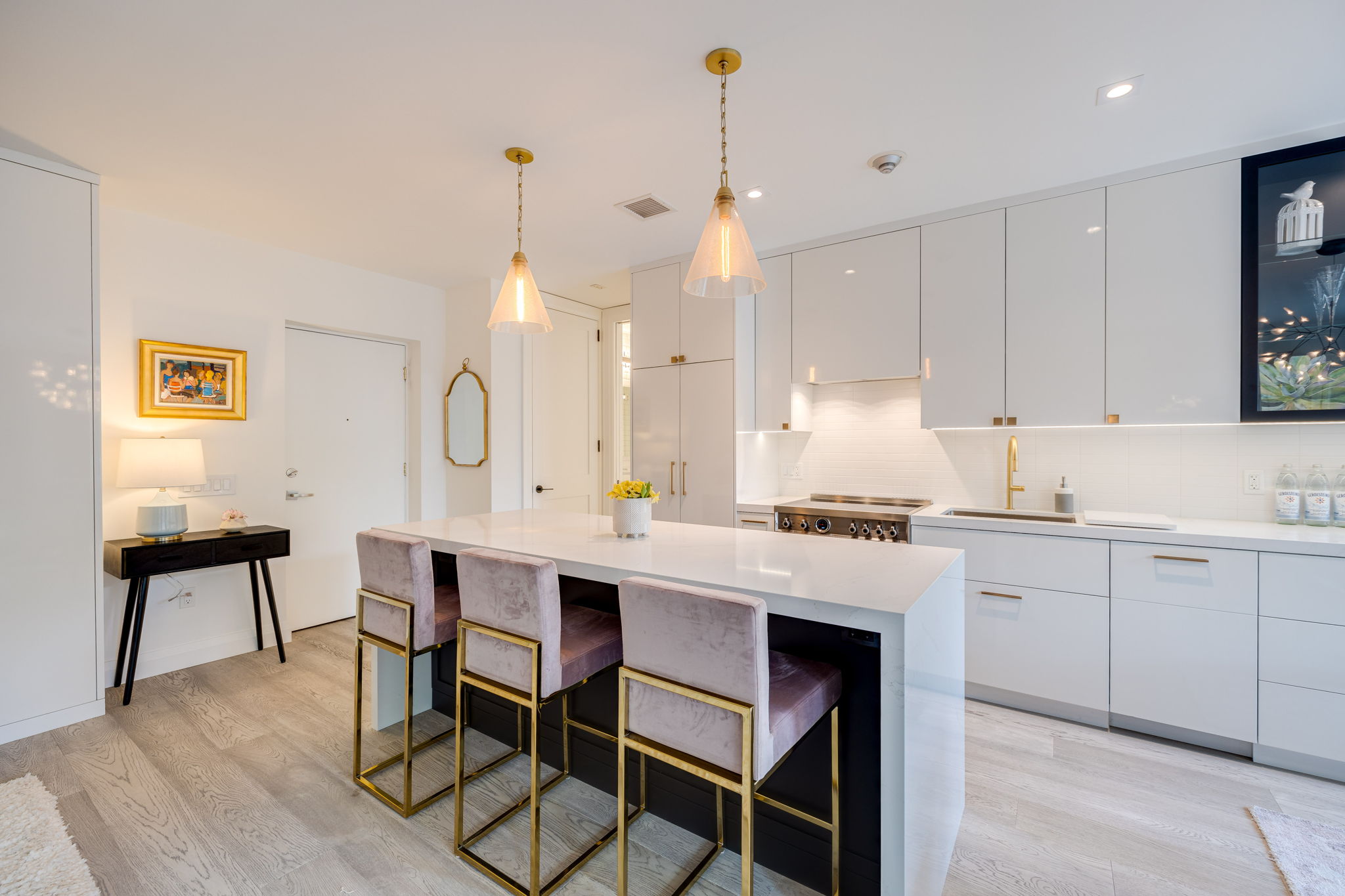 40 Glen Rd 302, Toronto, ON M4W 2V1 | Open House Media