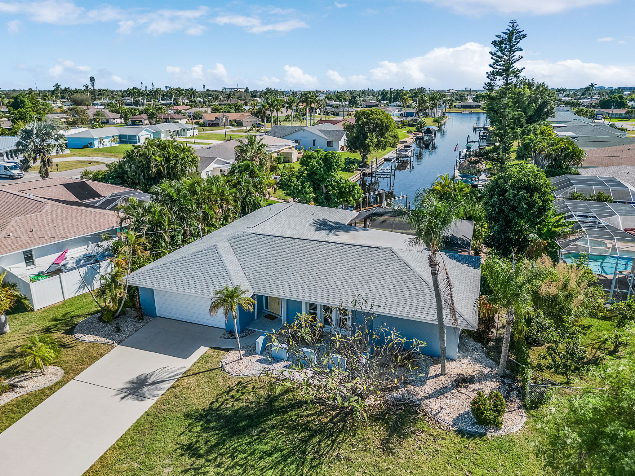 4051 Country Club Blvd Cape Coral FL 33904 | Real Tours