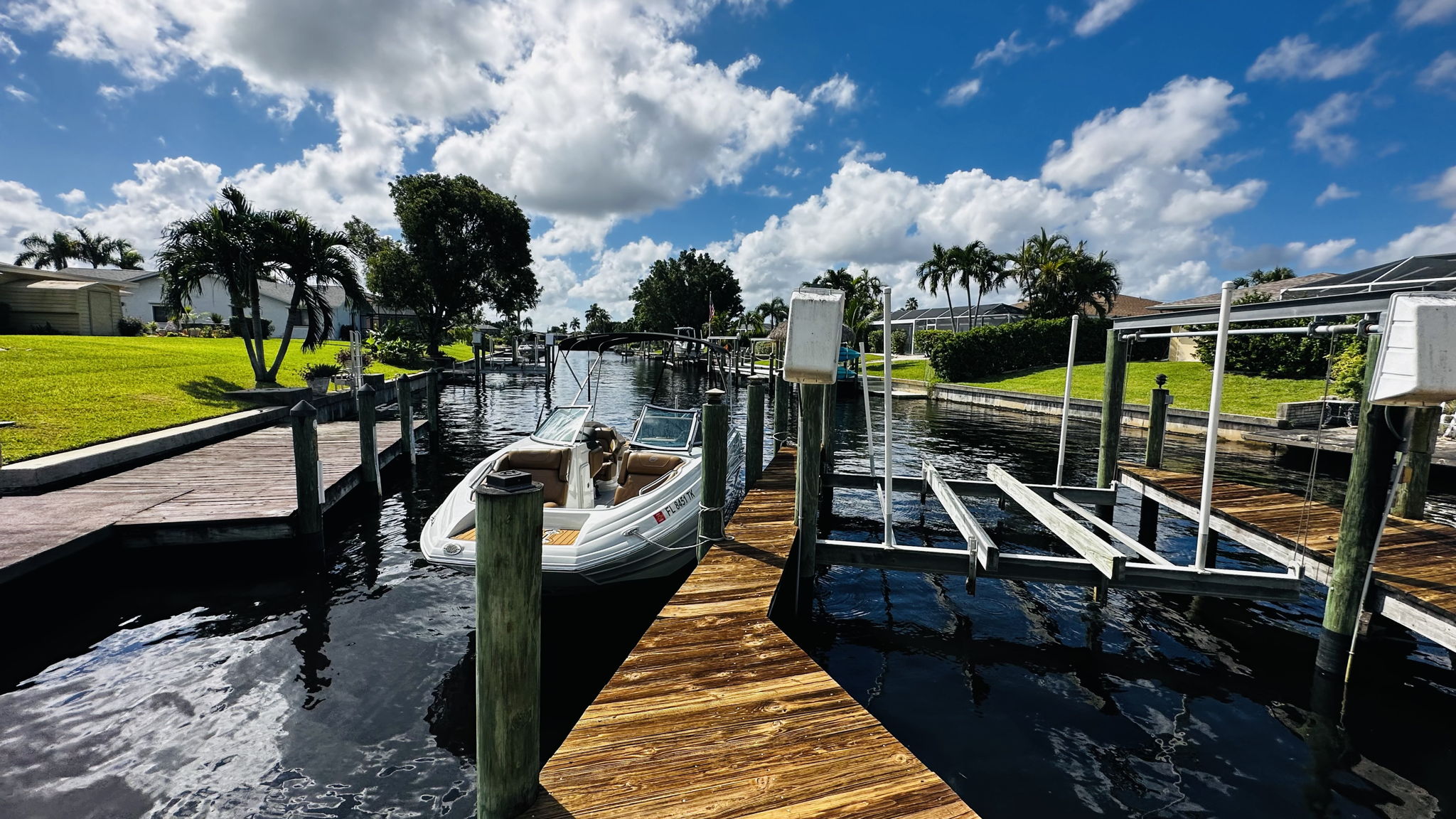 4051 Country Club Blvd Cape Coral FL 33904 | Real Tours
