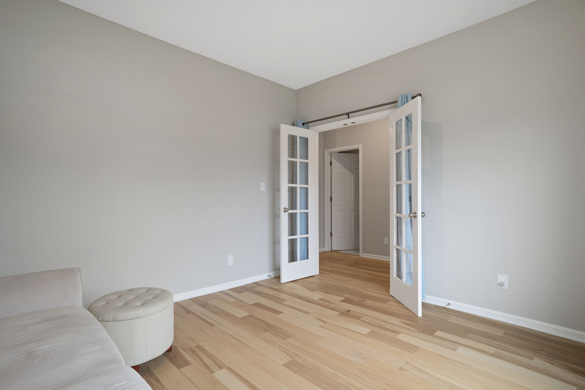 4169 Ashworth Ln, Columbus, IN 47201 | Wonderland Studios