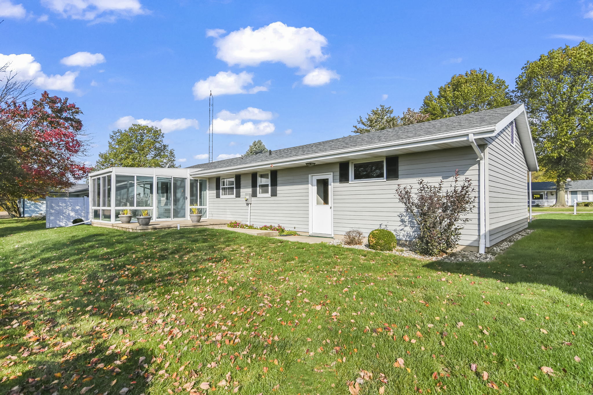 418 W Tremont St, Waverly, IL 62692 | Design Eyes Photography