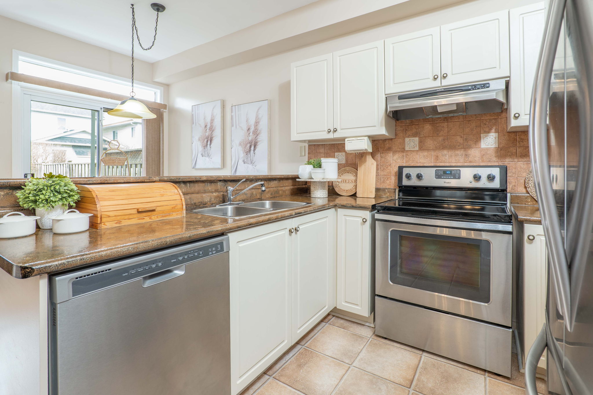 418 Woodsmere Crescent | Anna Wood Real Estate Media