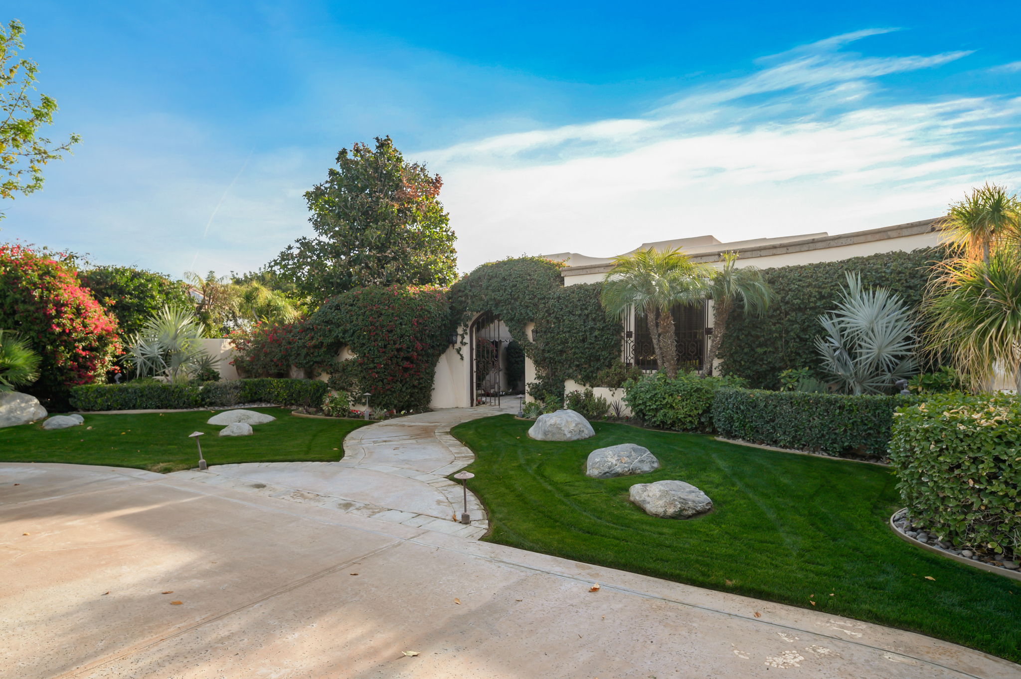 42 Clancy Ln S, Rancho Mirage, CA 92270 | One Point Media Group