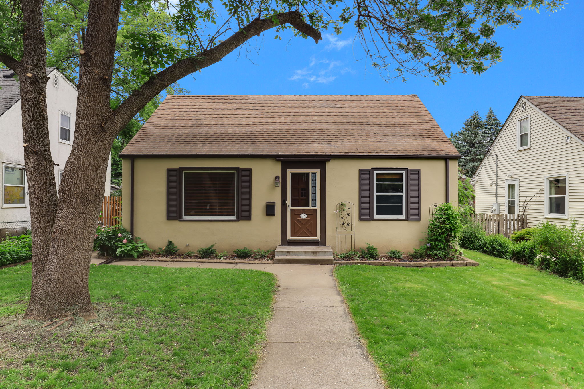 42 Harrison Ave S, Hopkins, MN 55343 | LUXE LOFTE Real Estate Media