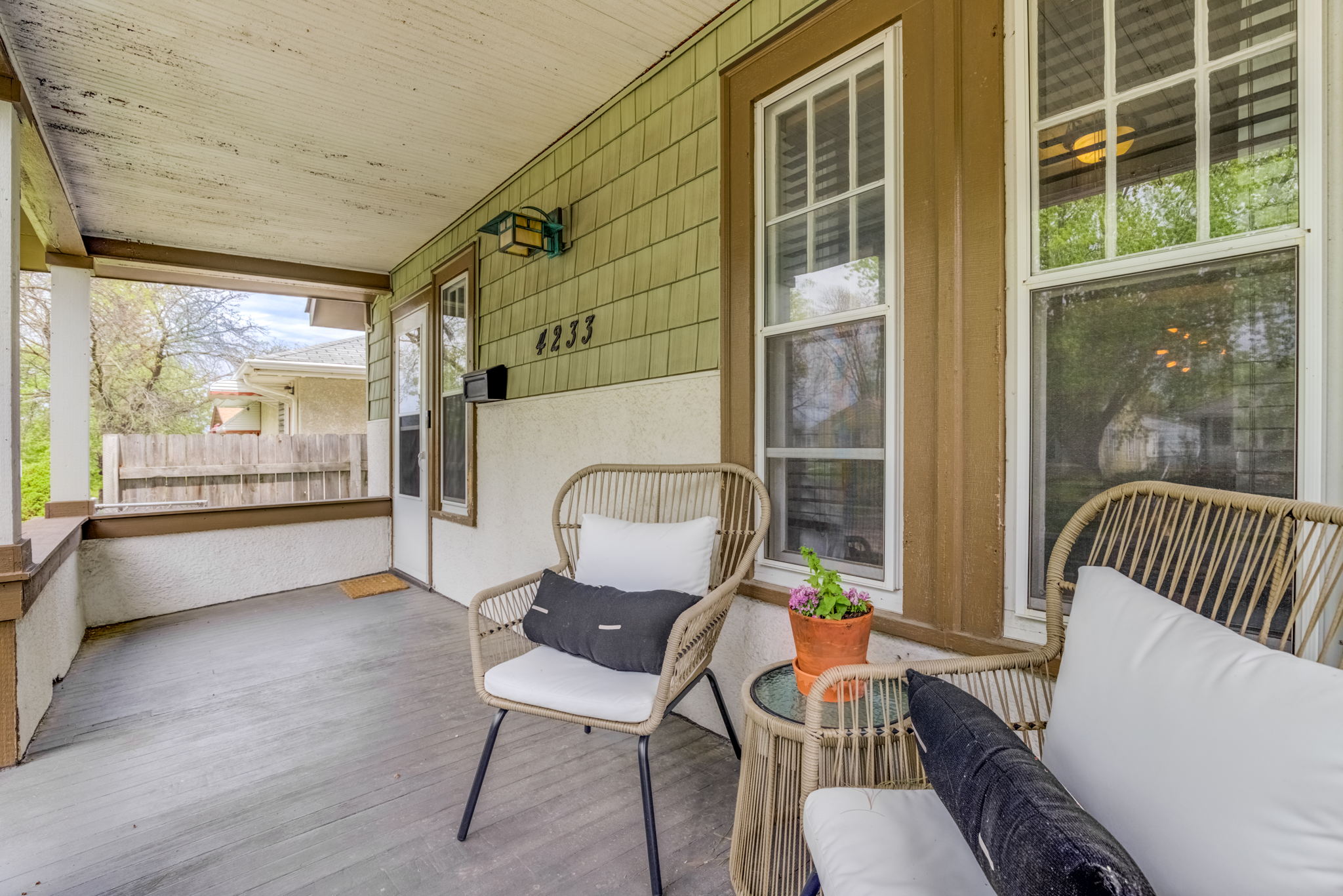 4233 6th St NE, Minneapolis, MN 55421 | Archi-Pix