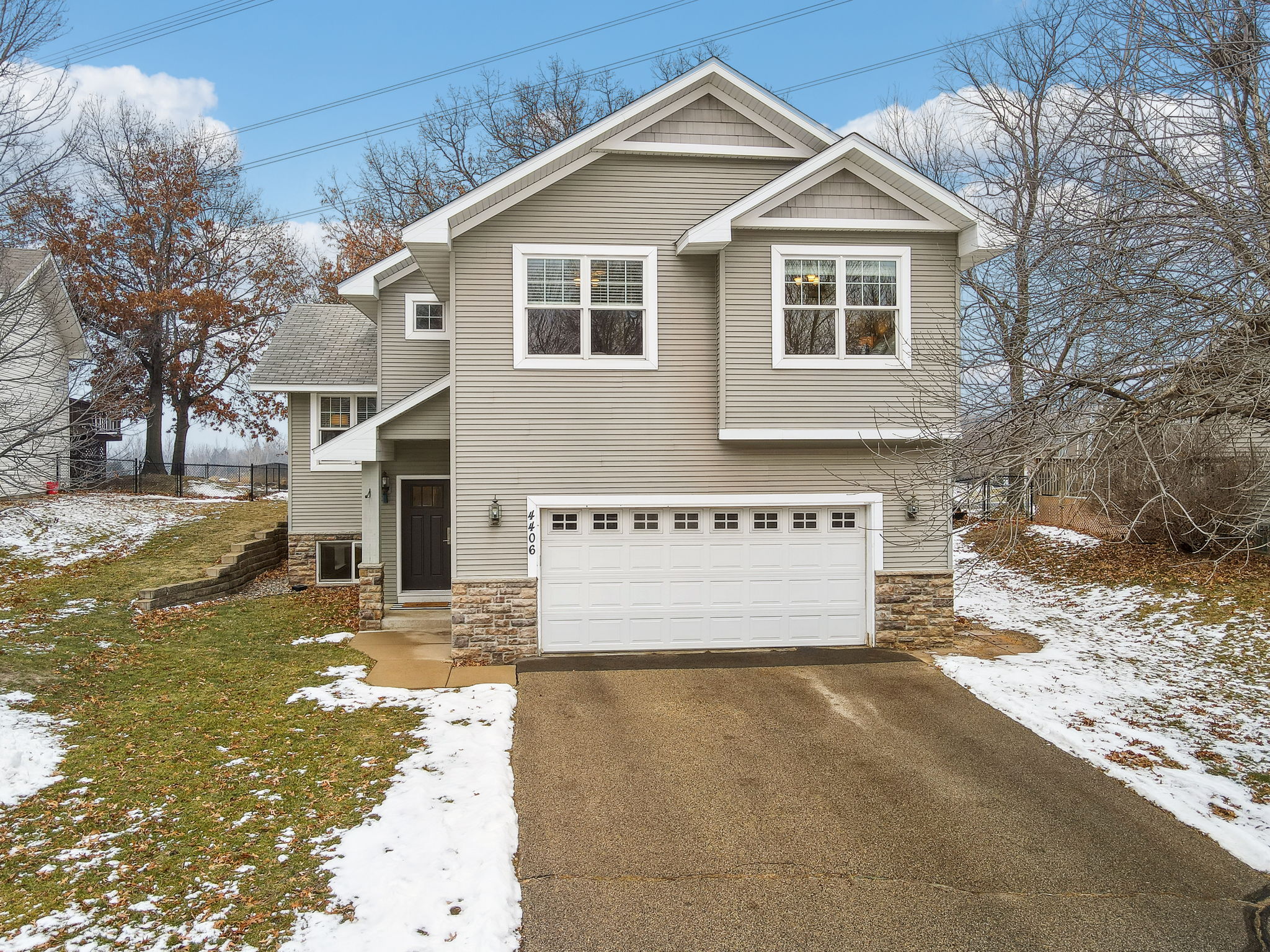 4406 Woodgate Cove, Eagan, MN 55122 | Nordy Photography