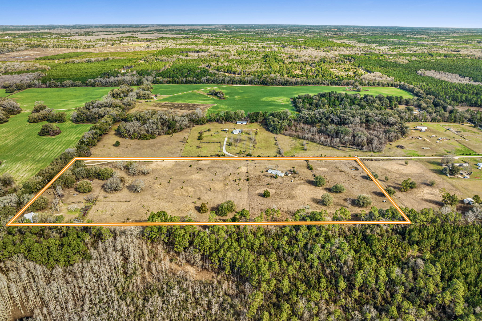 4497 Bollinger Rd, Vernon, FL 32462