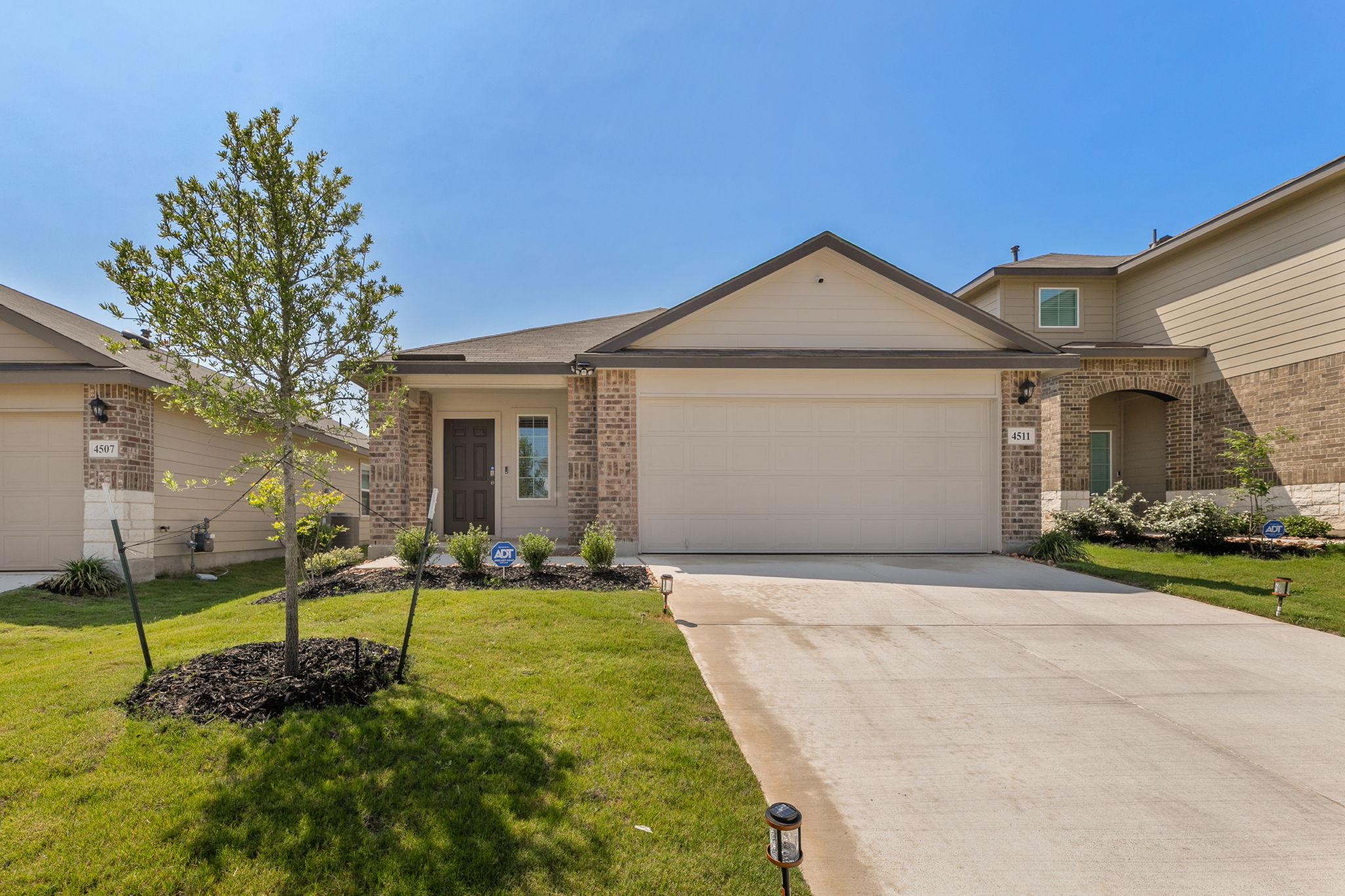 4511 Bontebok Dr, Converse, TX NULL | Square Foot Photography
